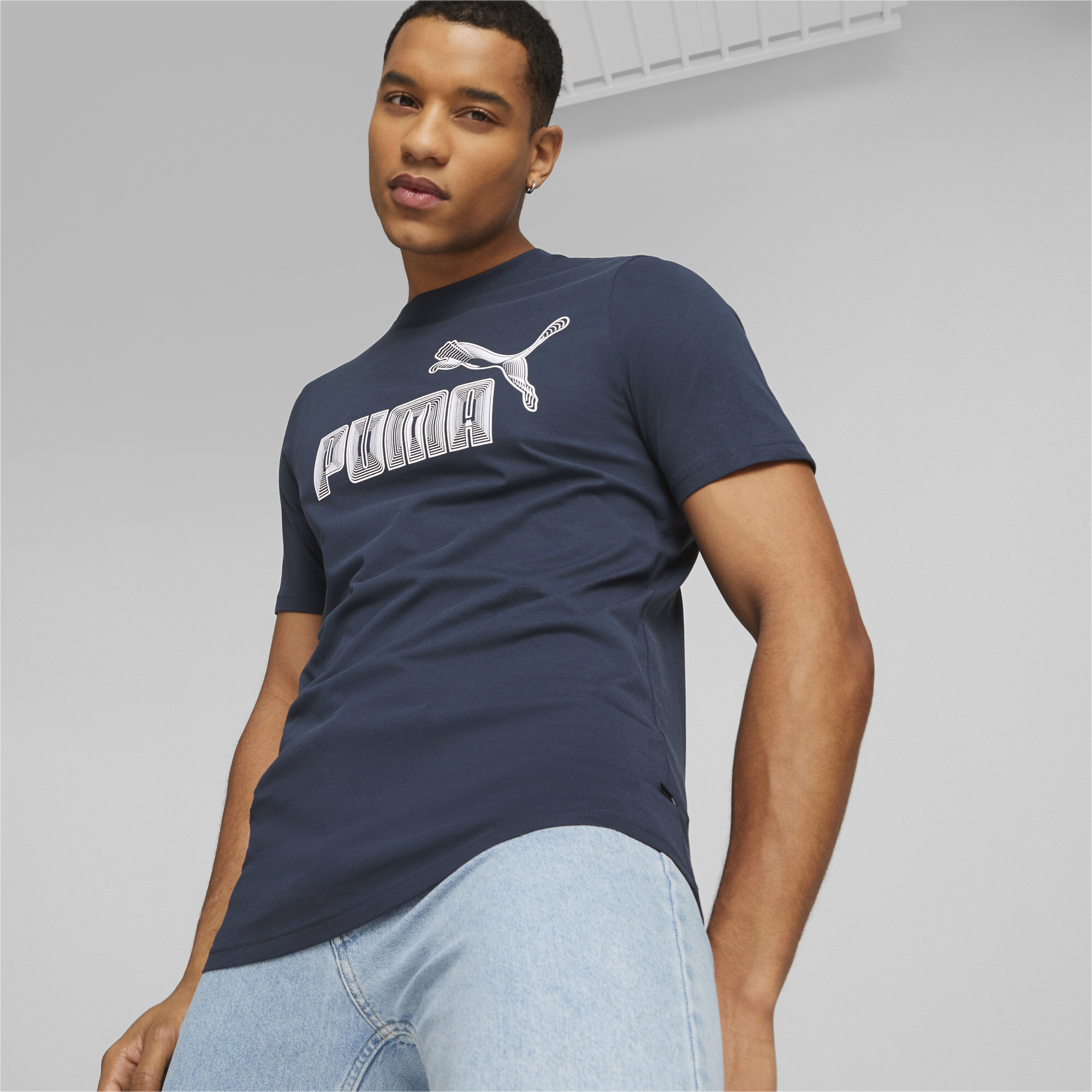 PUMA BASICS - เสื้อยืดโลโก้ GRAPHICS No.1 สีแดง - APP - 67447311 - PUMA ...