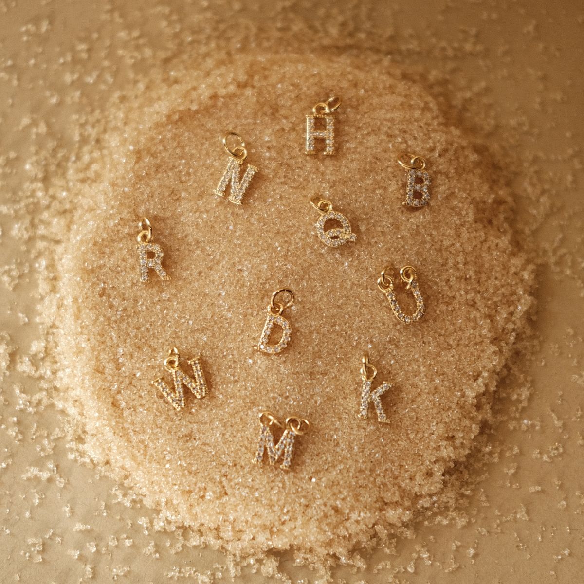 Bemet alphabet gem pendant v.2 จี้เท่านั้น - Bemet.studio - ThaiPick