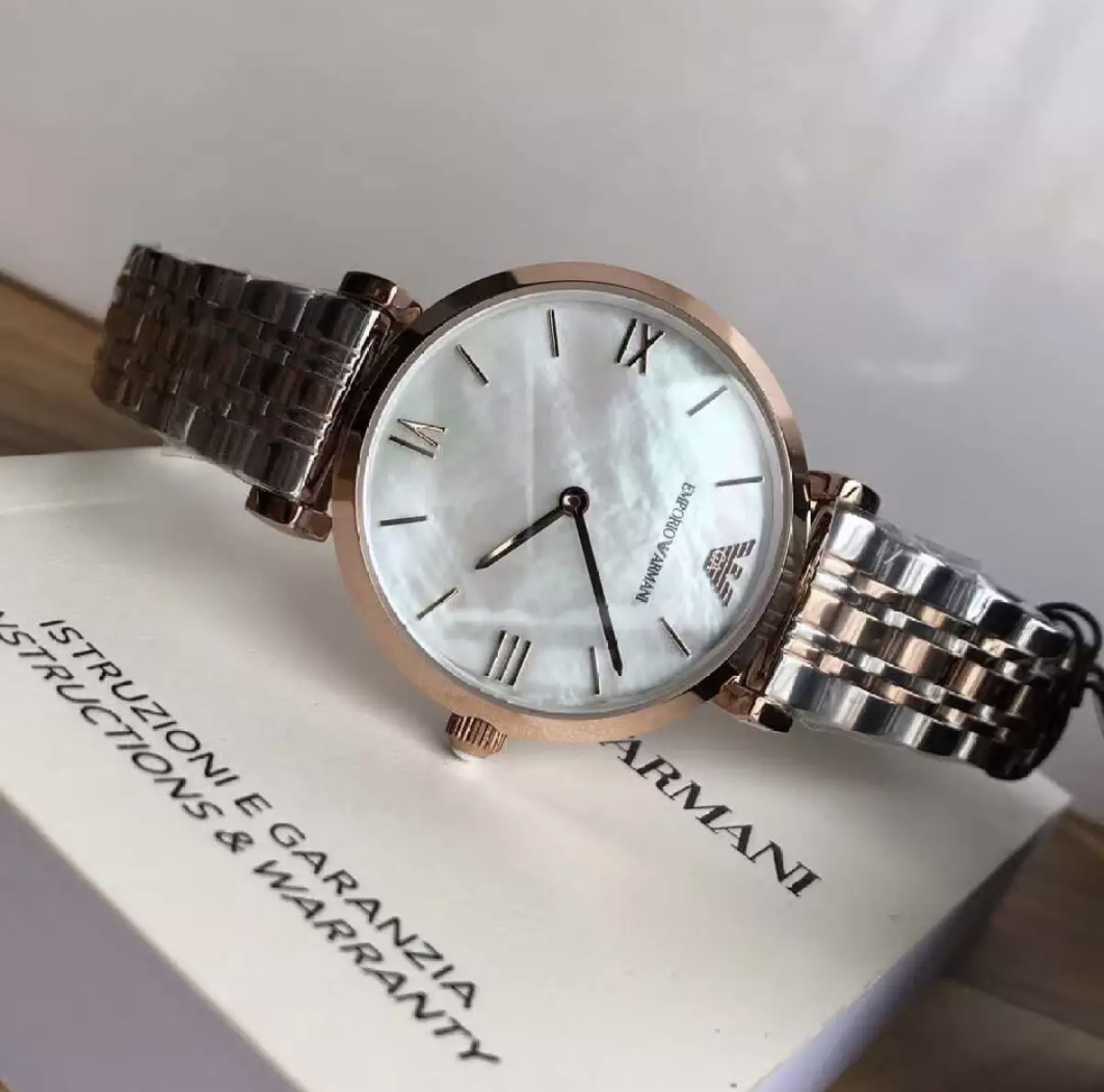 นาฬิกาข้อมือผู้หญิง Emporio Armani Classic Mother Of Pearl Dial Ladies ...
