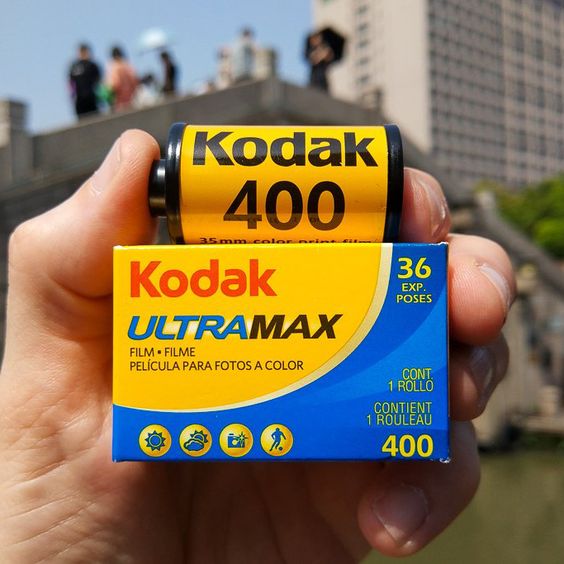 ฟิล์มสี Kodak UltraMAX 400 (35mm)(ฟิล์มใหม่) - ReliveAVR - ThaiPick