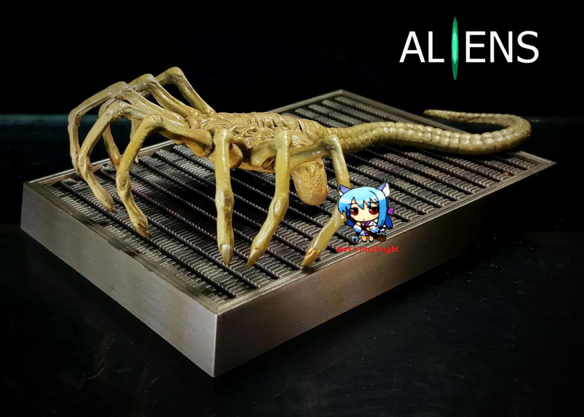 เอเลี่ยน เกาะหน้า Alien Xenomorph face hugger 1/6 พร้อมฐาน resin model ...