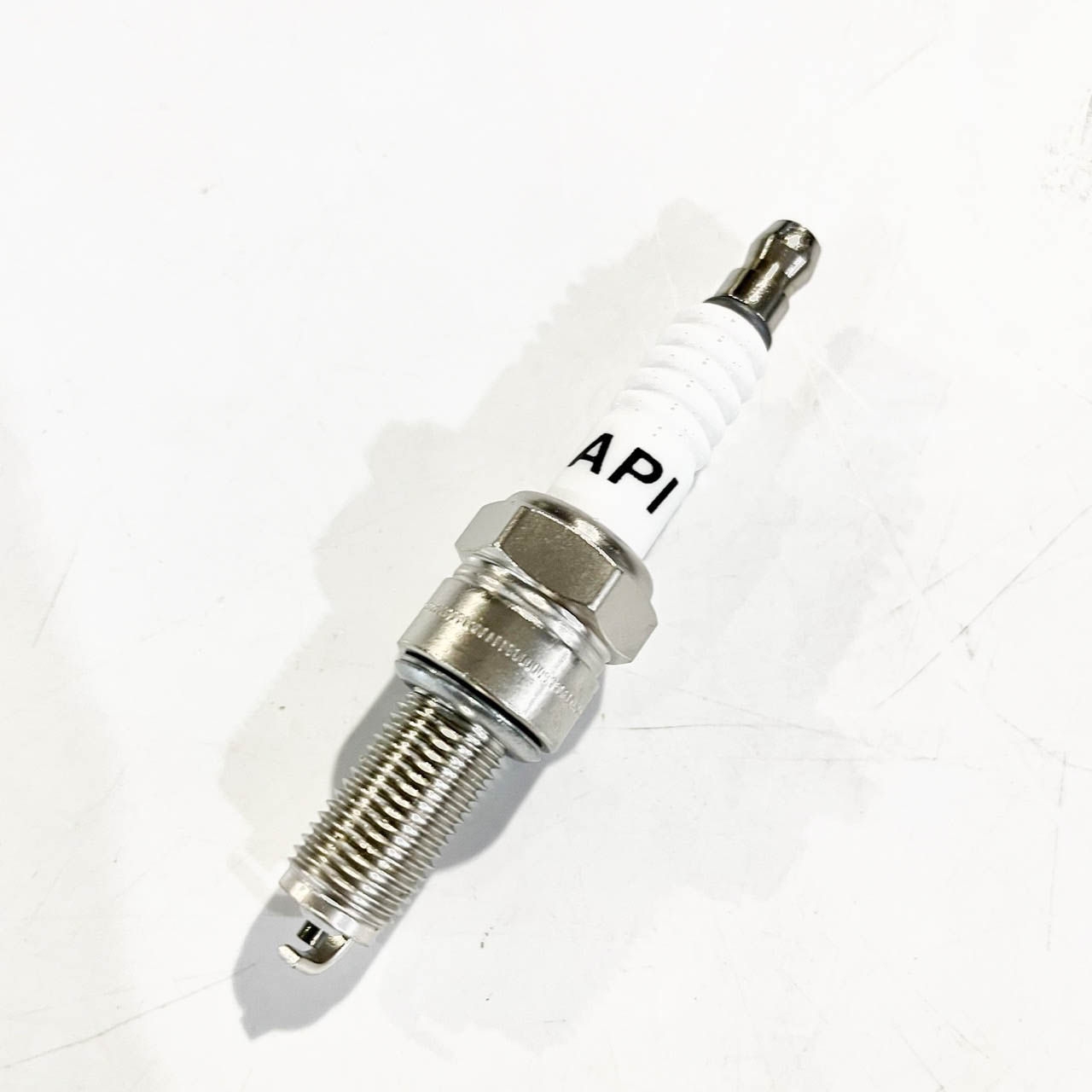 หัวเทียน API (API TECH) รุ่น CPR8-MEA-9 หัวเทียนมอเตอร์ไซค์ สำหรับ SCOOPY-I N-MAX PCX ZOOMER-X ...