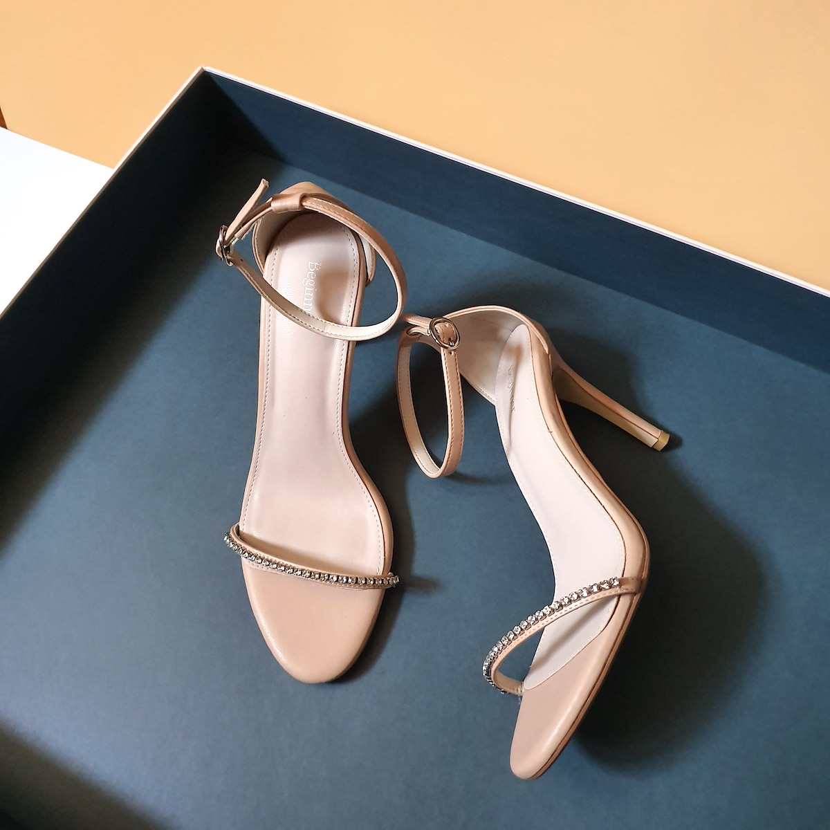 Beginner Shoes Diamond High Heels Beige รองเท้าส้นสูง รองเท้าออกงาน ...