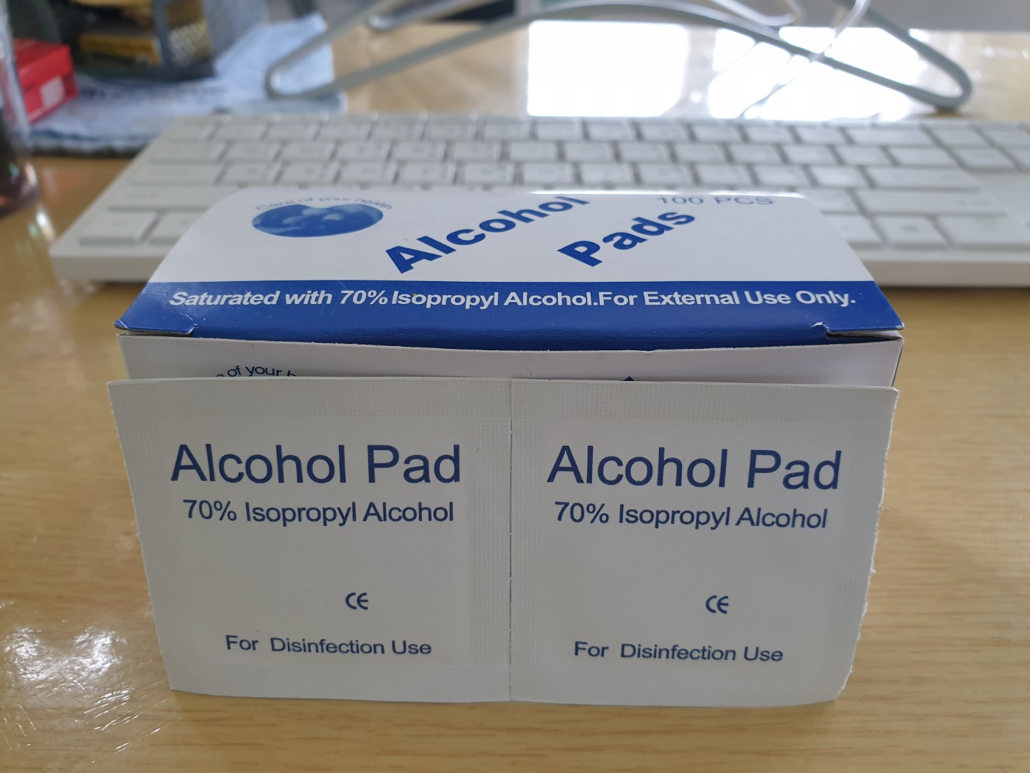 Alcohol pad กล่องละ 100 แผ่น | Lazada.co.th