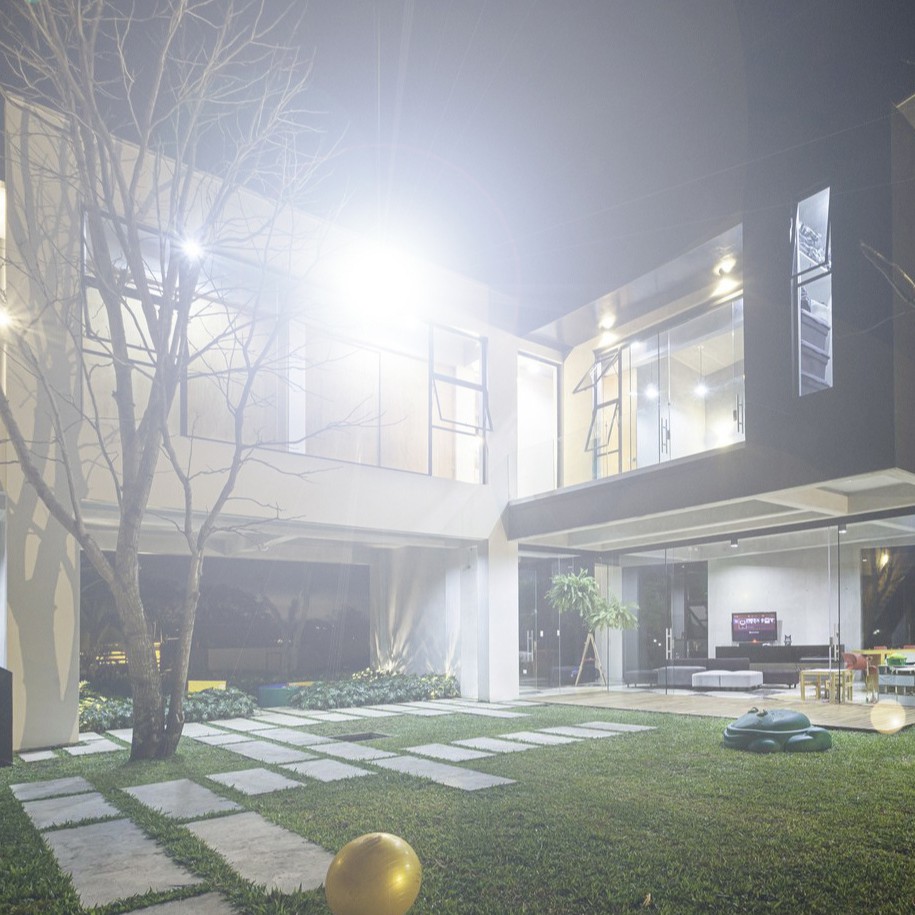 [R11] SOLAR LIGHT ไฟสปอตไลท์ + กล้องวงจรปิด โคมไฟสปอร์ตไลท์ ไฟLED ไฟโซ ...