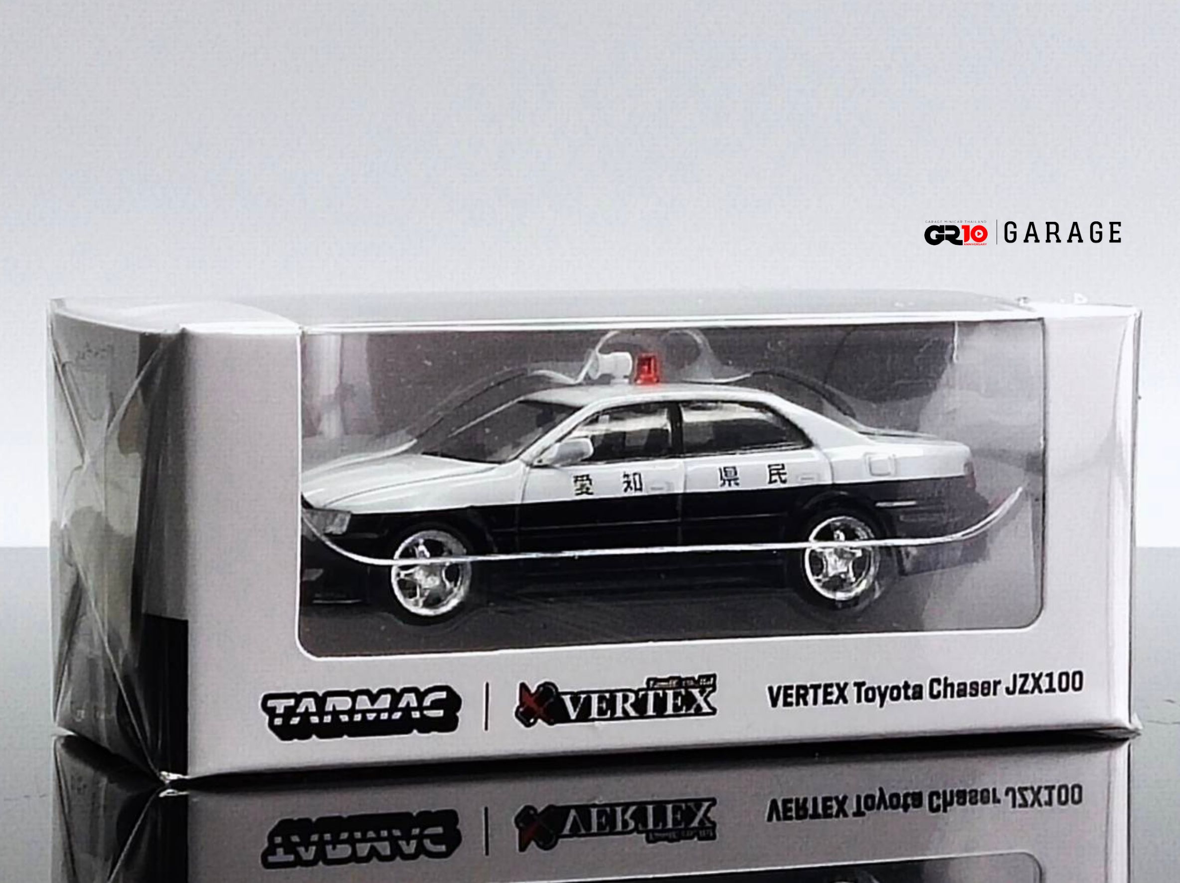 VERTEX Toyota Chaser JZX100 Black / White 1:64 (TARMAC) | Lazada.co.th