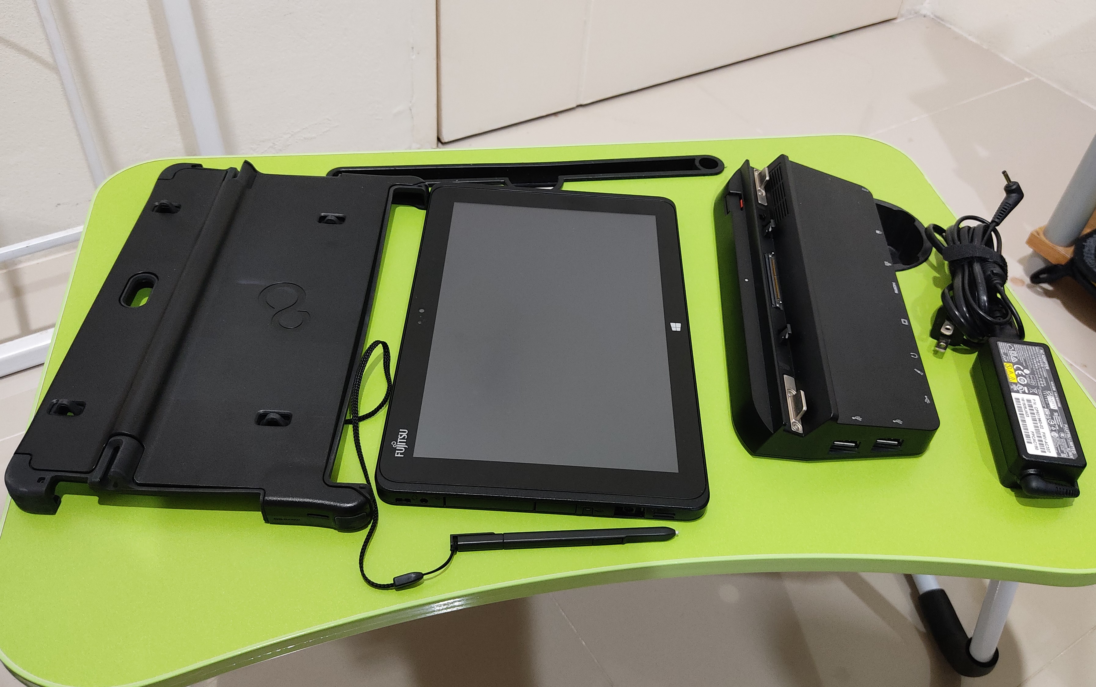 FUJITSU ARROW TAB Q506/ จอ IPS Full HD 10.1"TOUCH SCREEN / INTEL ATOM ...