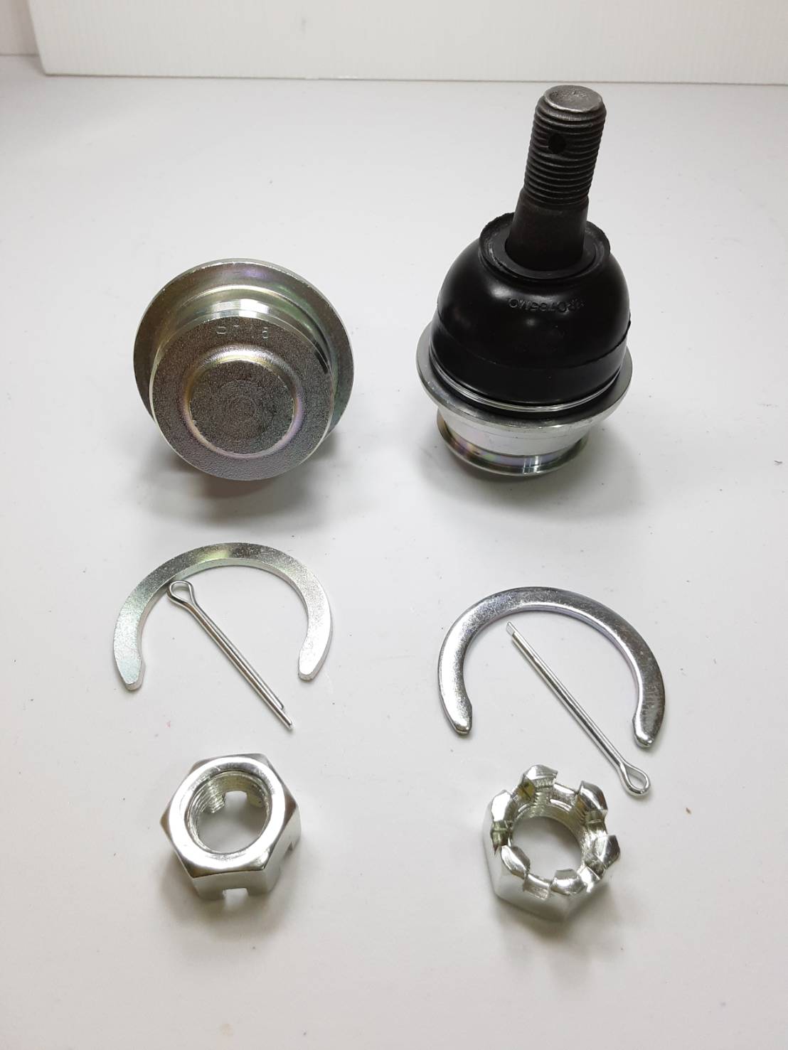 ลูกหมากปีกนกล่าง-บน TOYOTA VIGO REVO FORTUNER#43310-09015(09017),43330 ...