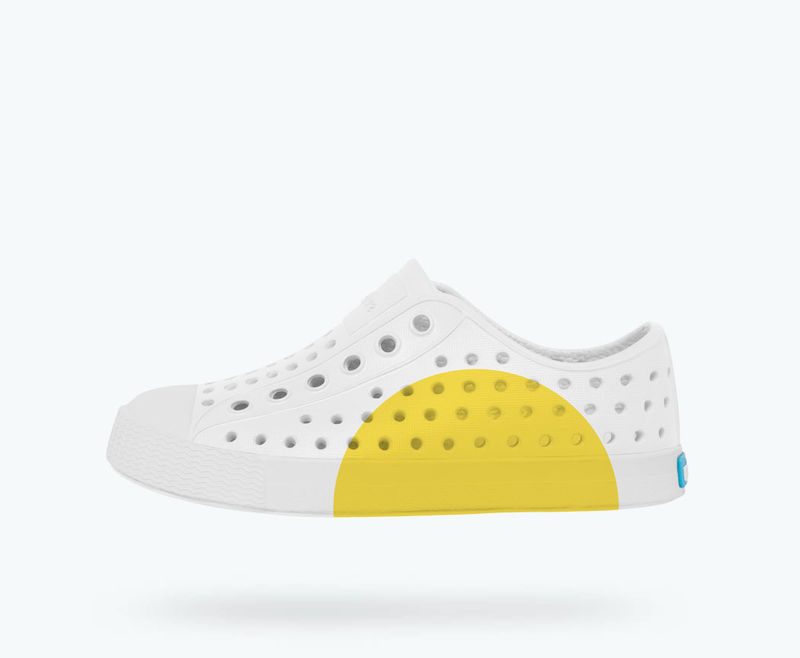 Native รองเท้ากันน้ำเด็กโต EVA รุ่น Jefferson Block สีขาวเหลือง ...