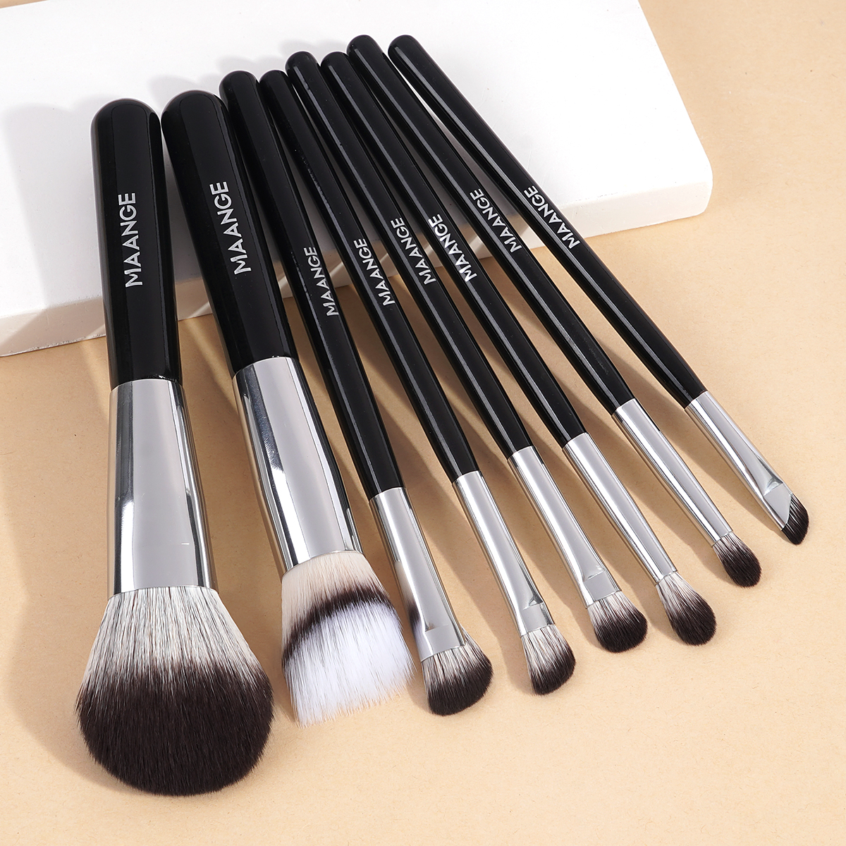 MAANGE 8pcs high quality makeup brushes set for beginner soft bristle durable facial brushes ...