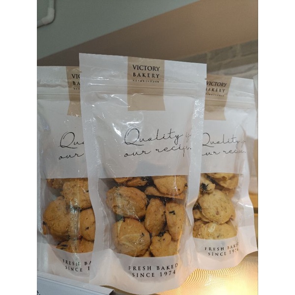 คุ๊กกี้ข้าวโอ๊ตและถั่ว cookies Victory bakery วิคตอรี่เบเกอรี่ | Lazada ...