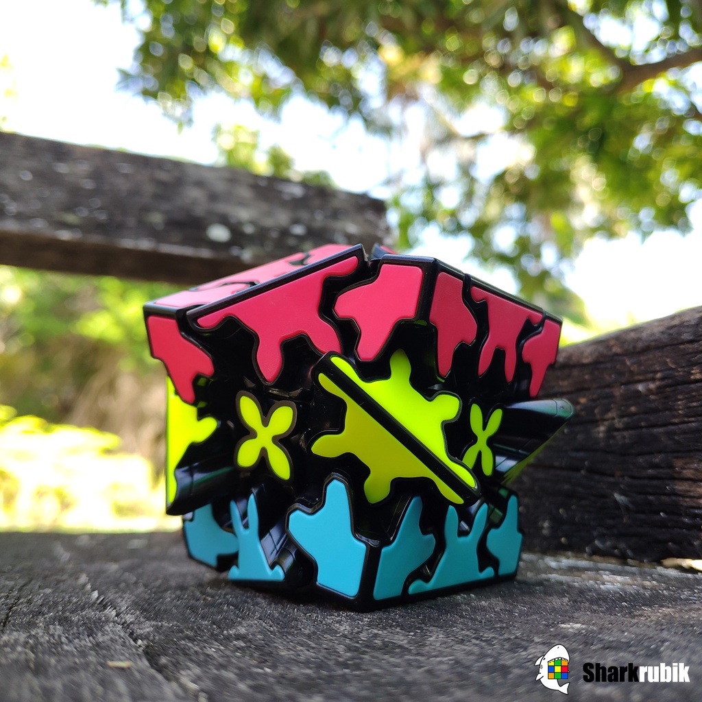 พิเศษ รูบิค แปลกๆ รูบิค ของแท้ อย่างดี gear cube QiYi Gear Sandwich 3x3 ...