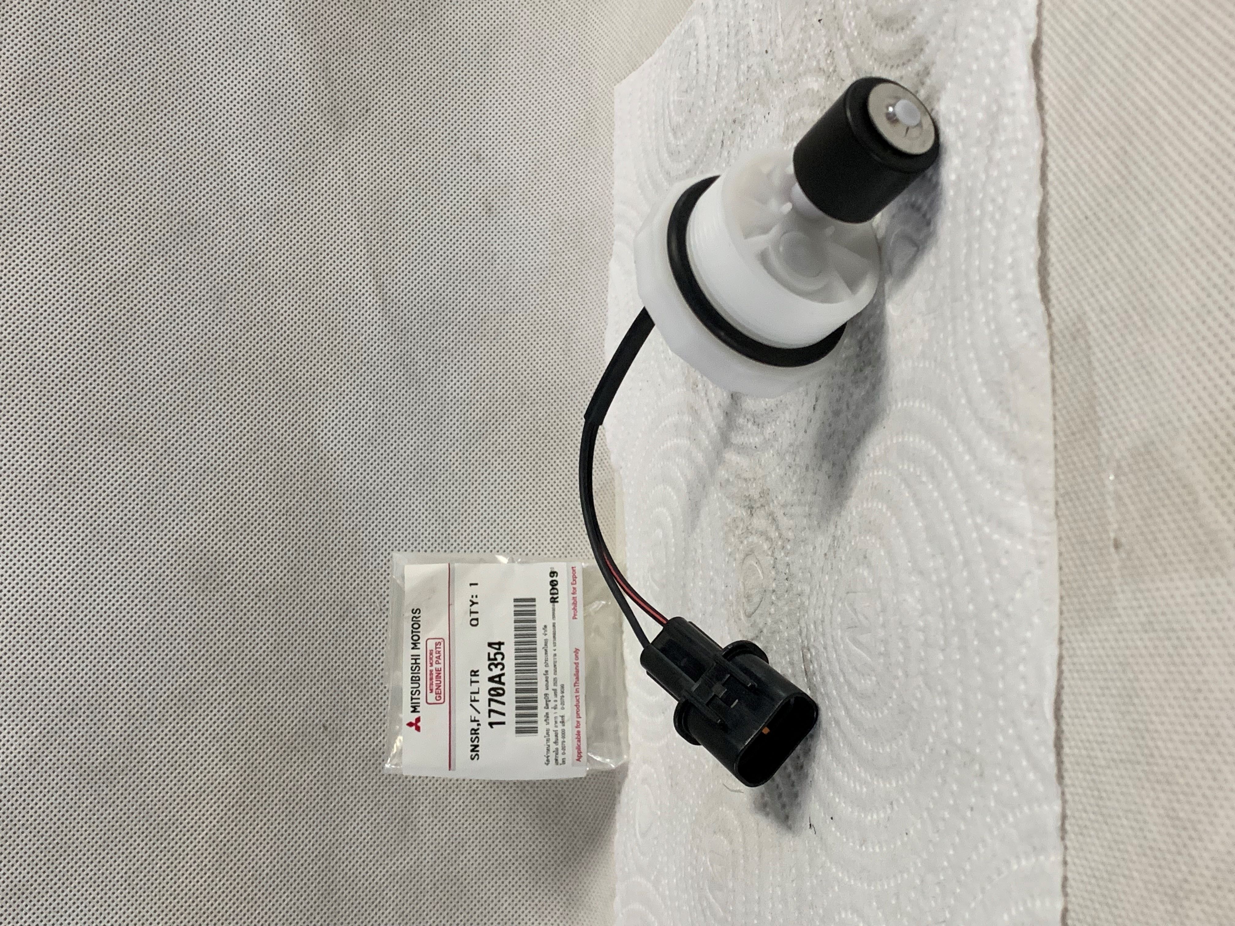 เซ็นเซอร์กรองโซล่า เซ็นเซอร์กรองดักน้ำ MITSUBISHI TRITON แท้ เบอร์ ...