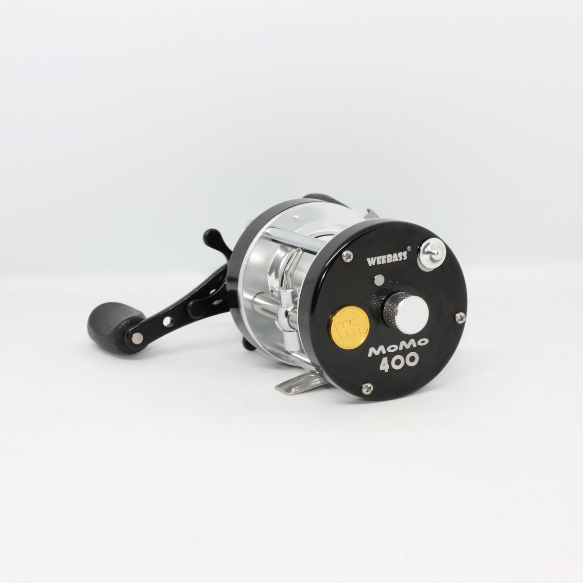 WEEBASS MOMO 400/700 Baitcast Reel ดำ-เงิน รอกเบททรงกลมตกปลาหน้าดินมี ...
