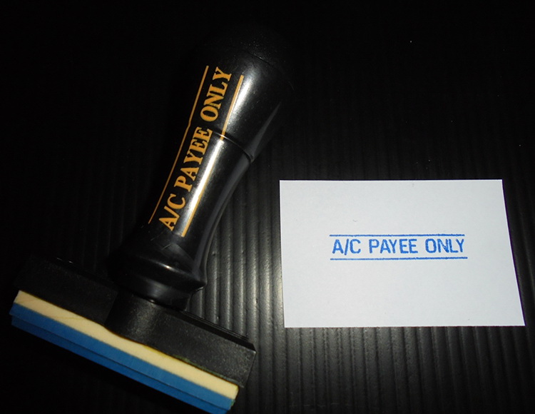 ตรายางวันที่ / ตรายางจ่ายแล้ว + วันที่ / และตรายาง A/C PAYEE ONLY/ และ ...