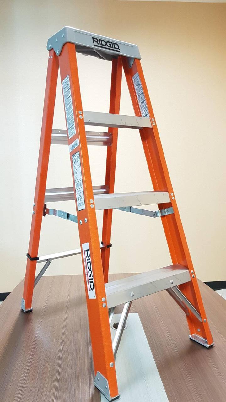บันได 4 ขั้น Step Ladder ยี่ห้อ Ridgid รุ่น RL-FGS4 - unionpdg - ThaiPick