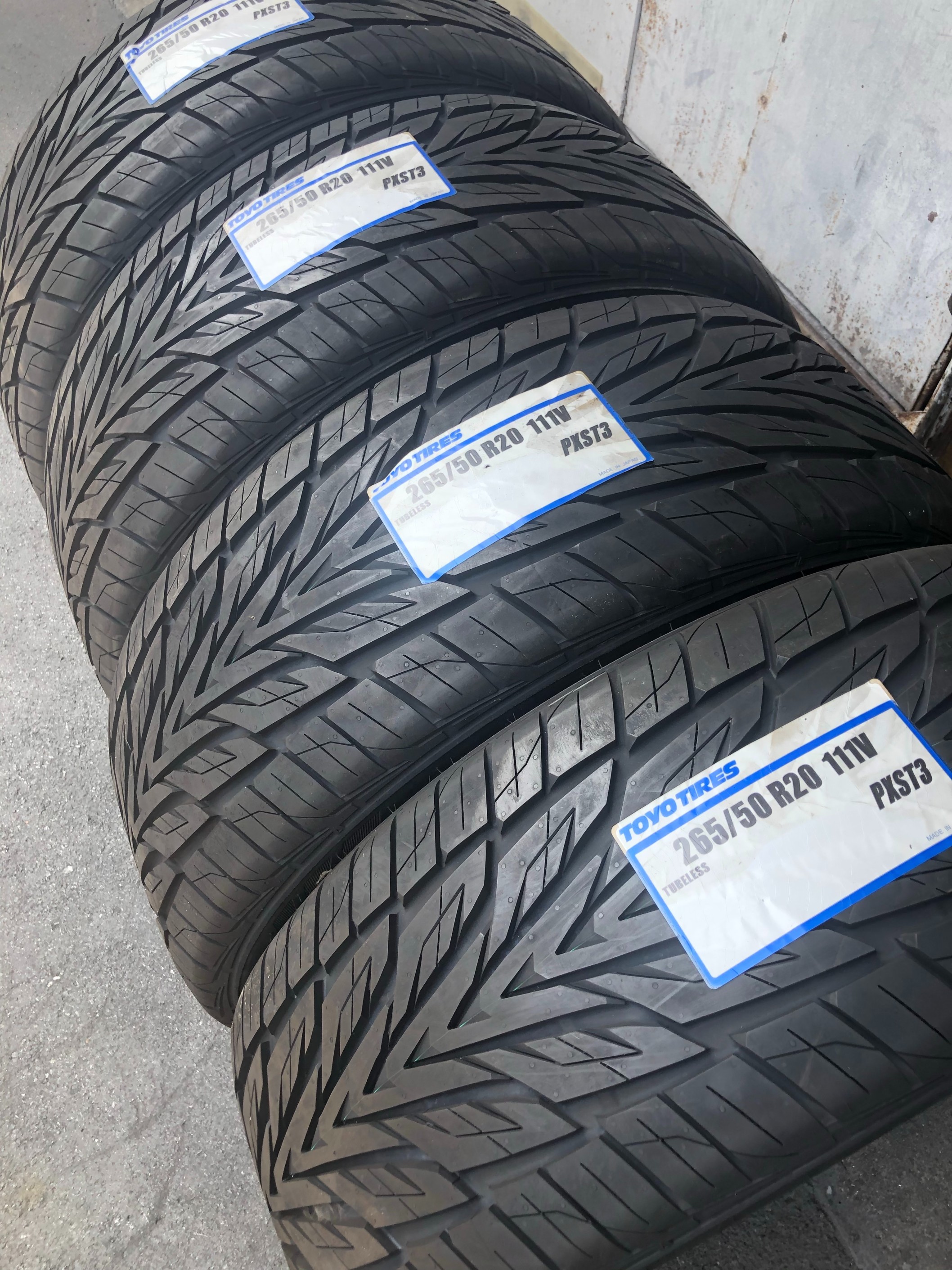 ยาง TOYO Proxes ST3 Made in Japan ยางรถยนต์ นำเข้า ของแท้ ขอบ 18 20 ถูก ...