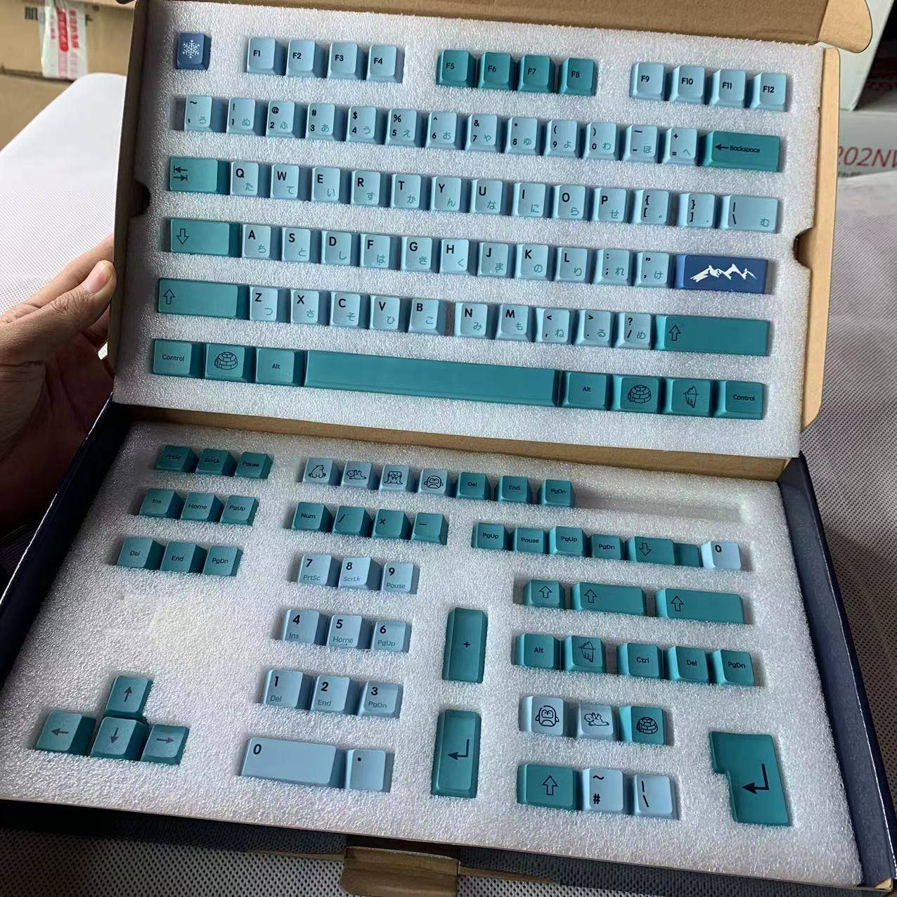 READY STOCK GMK Iceberg Cherry Profile PBT Keycaps 129pcs Personalized ...