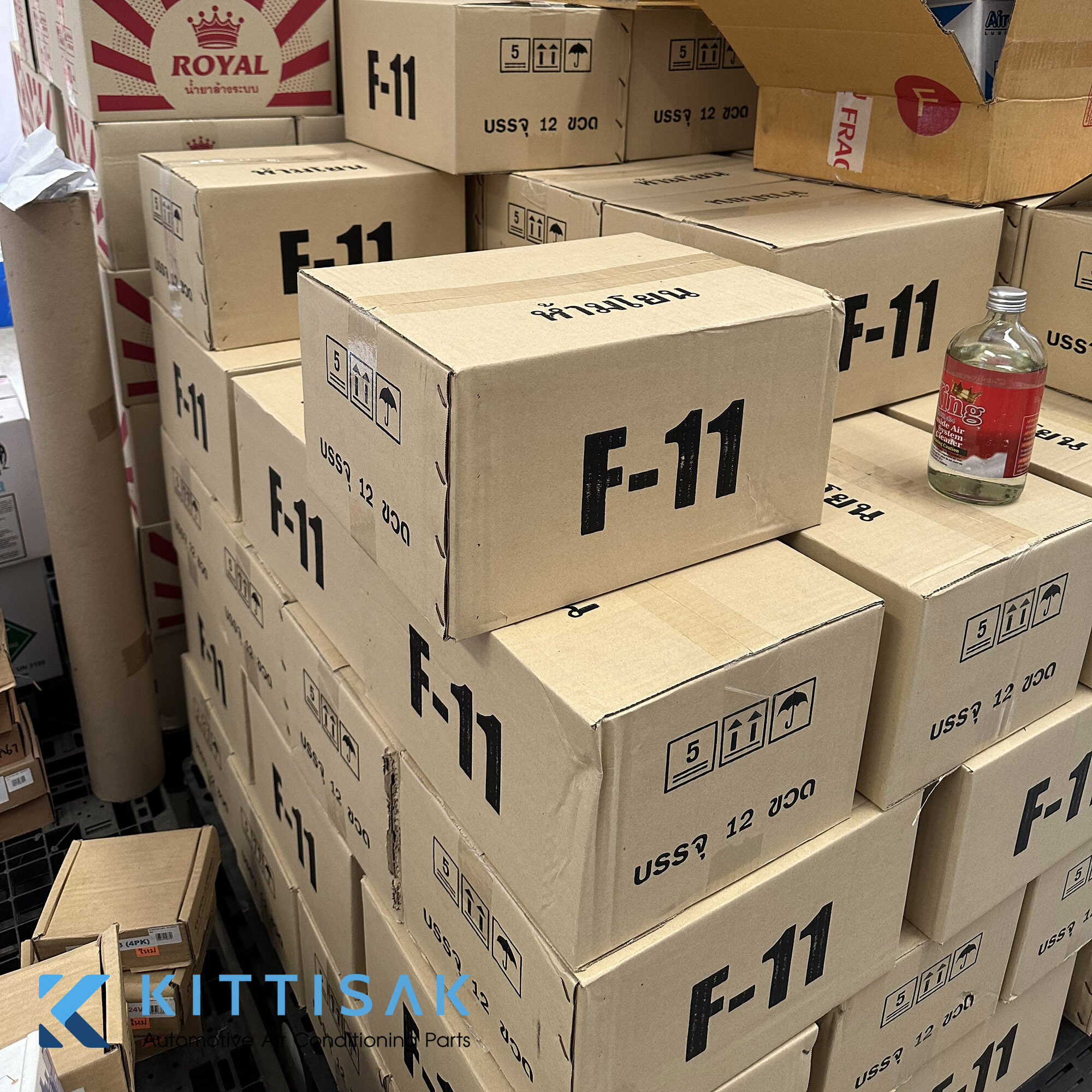 ยกลัง 12 ขวด น้ำยาล้างระบบ F11 ยี่ห้อ King น้ำยาไล่ระบบ - K I T T I S A K - ThaiPick