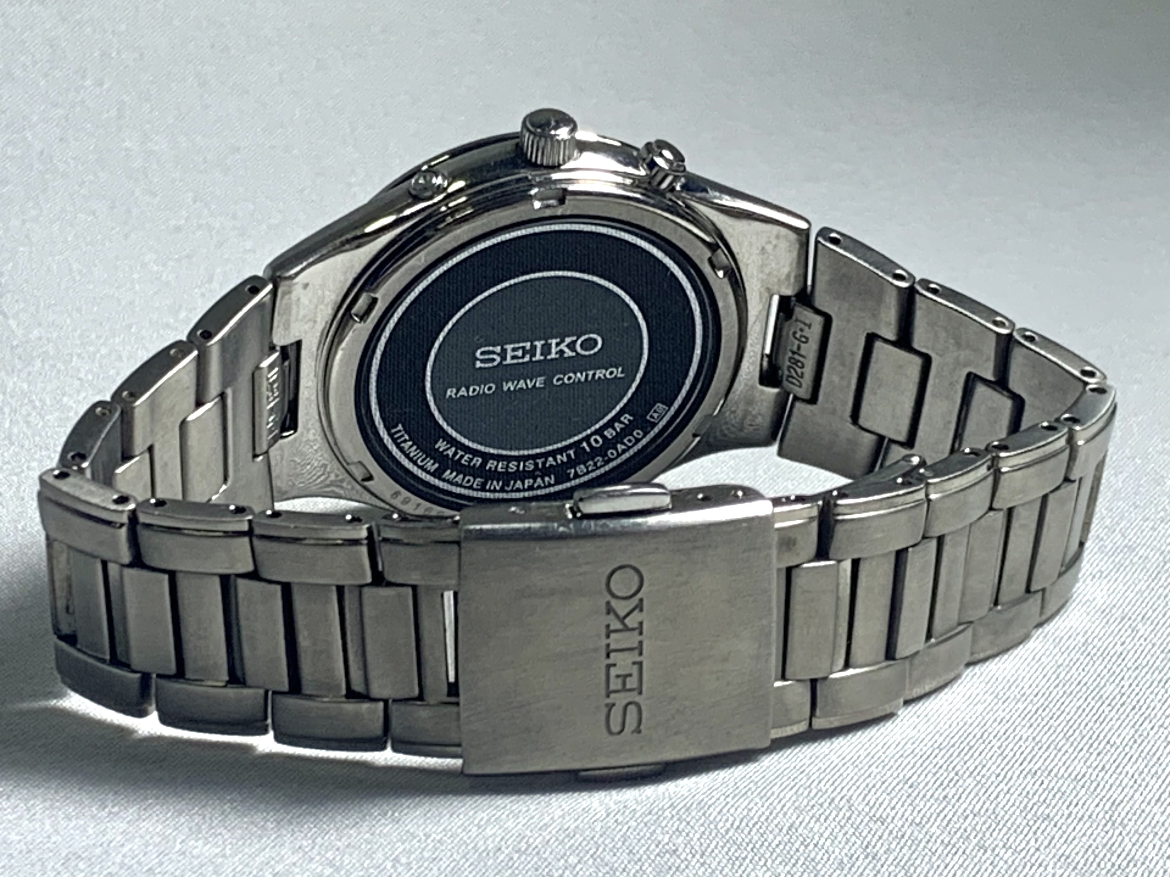 SEIKO 7B22-0AD0นาฬิกาควอทซ์โซล่าร์เรดิโอไทเทเนียมญี่ปุ่นแท้ตัวเรือนและ ...