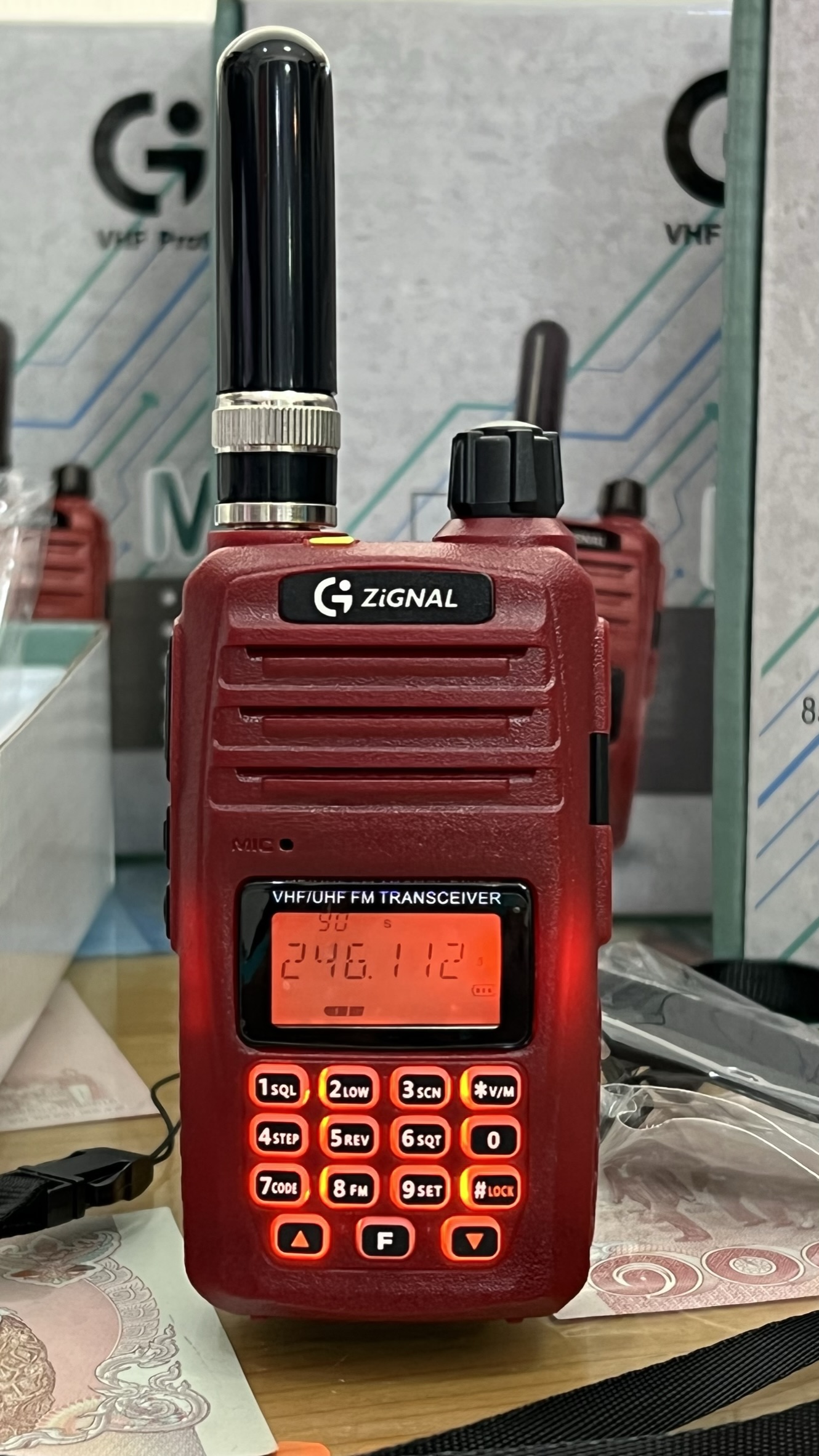 วิทยุสื่อสาร Zignal Mini ความถี่ 245-246.9875 MHz 0.5 วัตต์ ###ไม่ต้อง ...