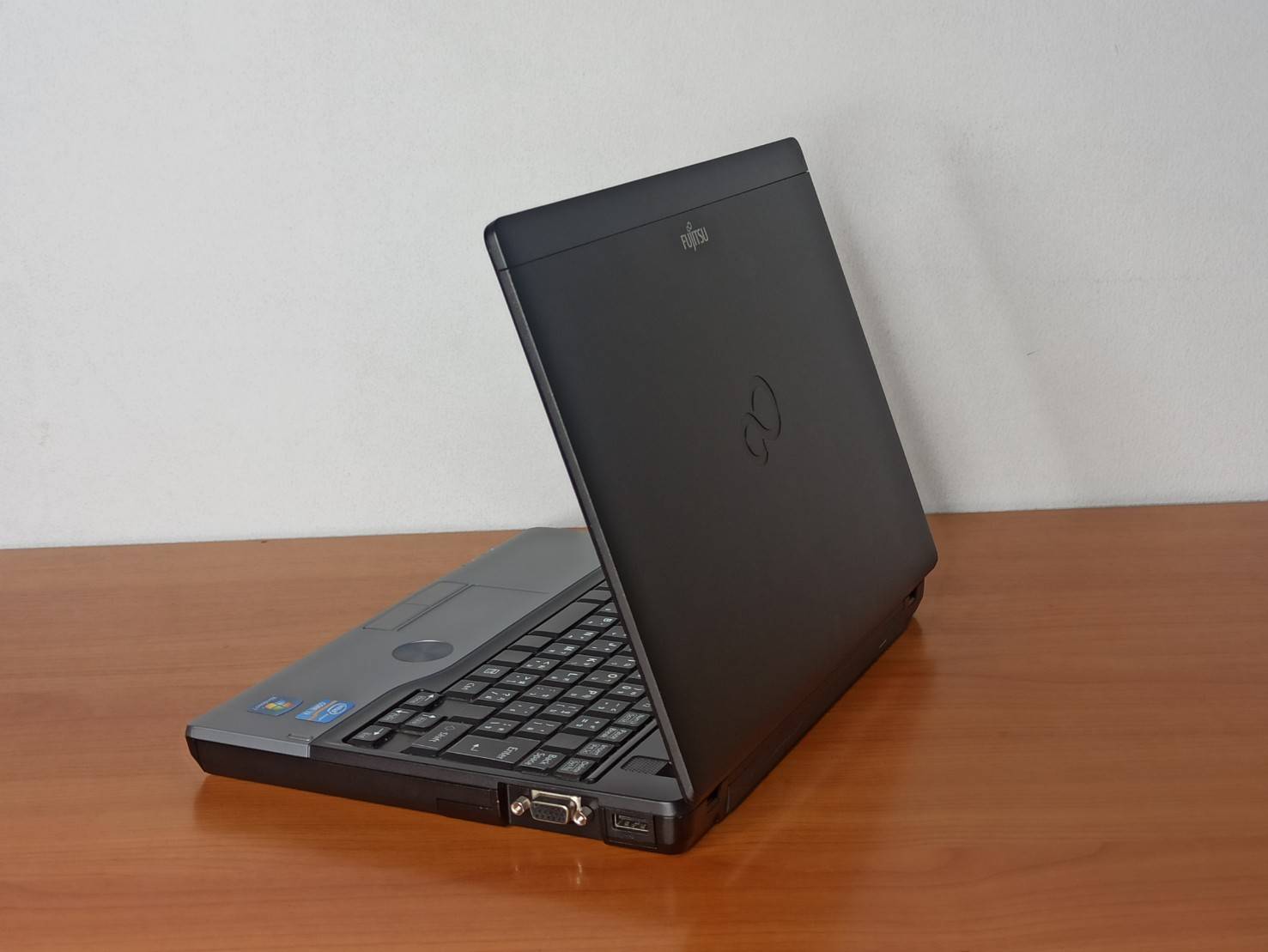 NOTEBOOK FUJITSU LIFEBOOK P772 น้ำหนักเบาพกพาง่าย ทำงาน เล่นเน็ต ยูทูป ...