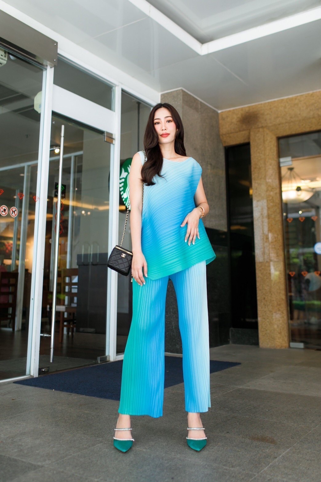 ส่งเร็ว! Rainna Izzey Plzzz Set ชุดเซตผ้าอัดพลีทเนื้อดี 😍 ว้าวววว 👏🏻👏🏻 ...