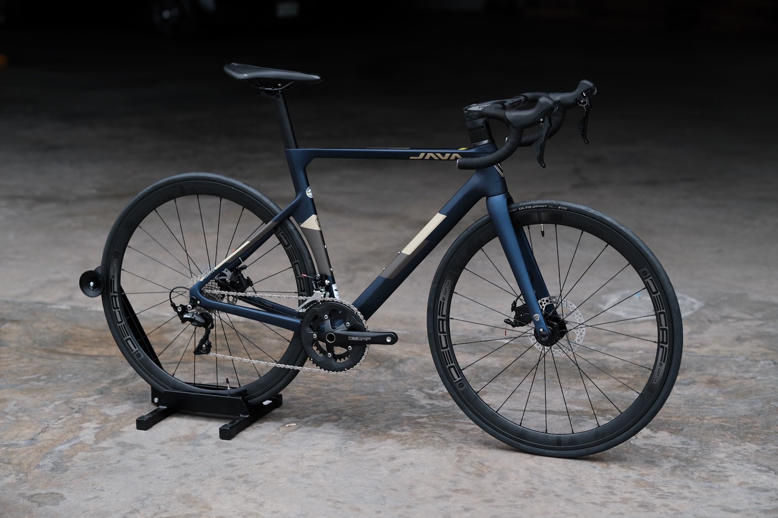 ผ่อน 0 Java รุ่น Vesuvio Disc เสือหมอบ เฟรมคาบอน เสือบหมอบjava จักรยานเสือหมอบ - Thepbikeco ...