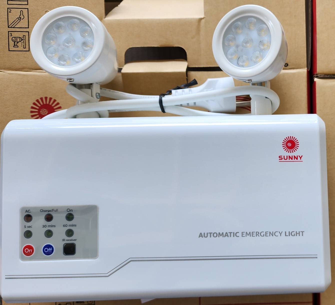 โคมไฟฉุกเฉินรุ่น CU209CD4 (ABS) B.SLA 12V-5Ah. (DL) สาย | Lazada.co.th