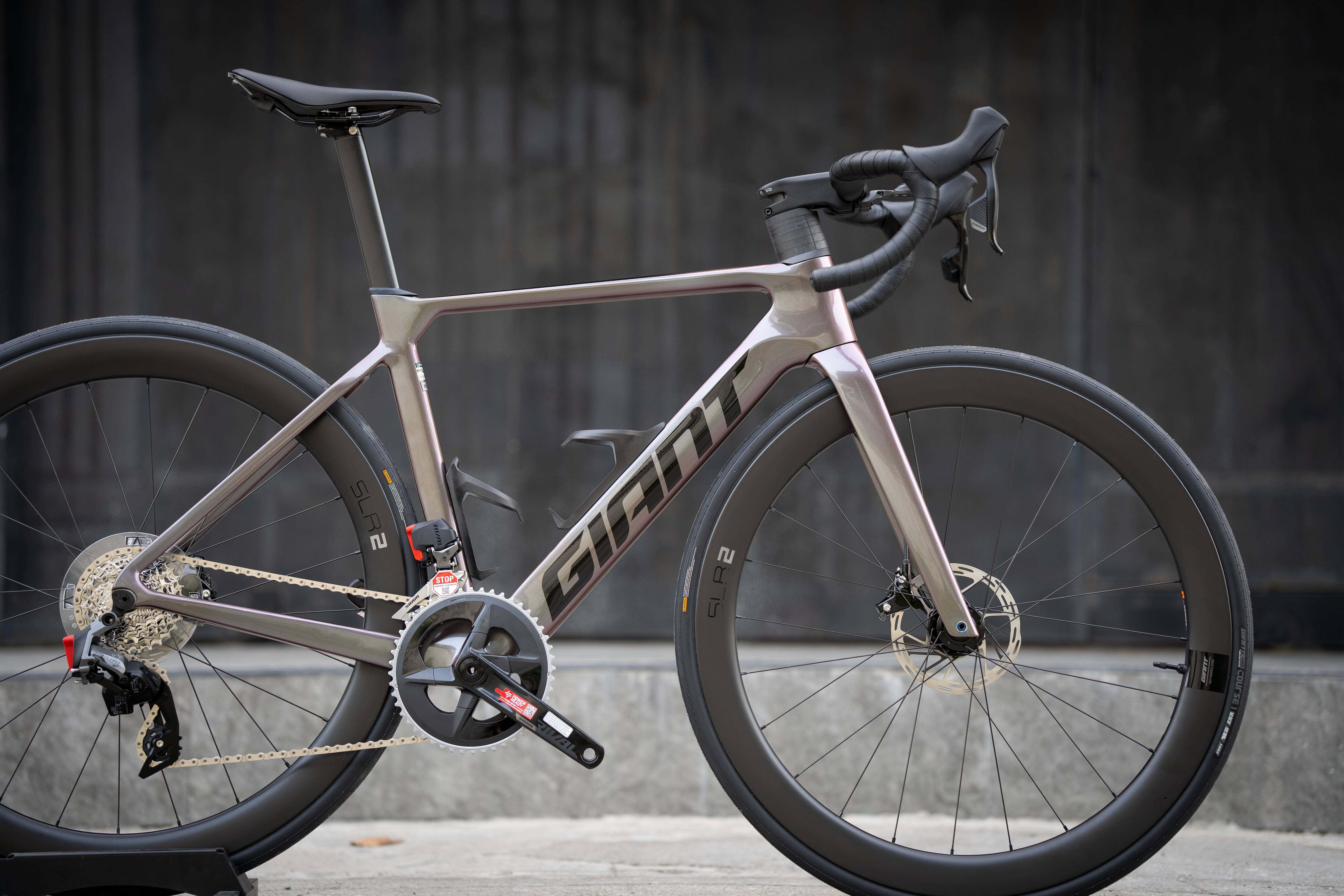 จักรยานเสือหมอบ Giant Peopel Advance 1 Disc 2023 + SRAM Rival eTap AXS 12sp. สี Orion Nebula ...