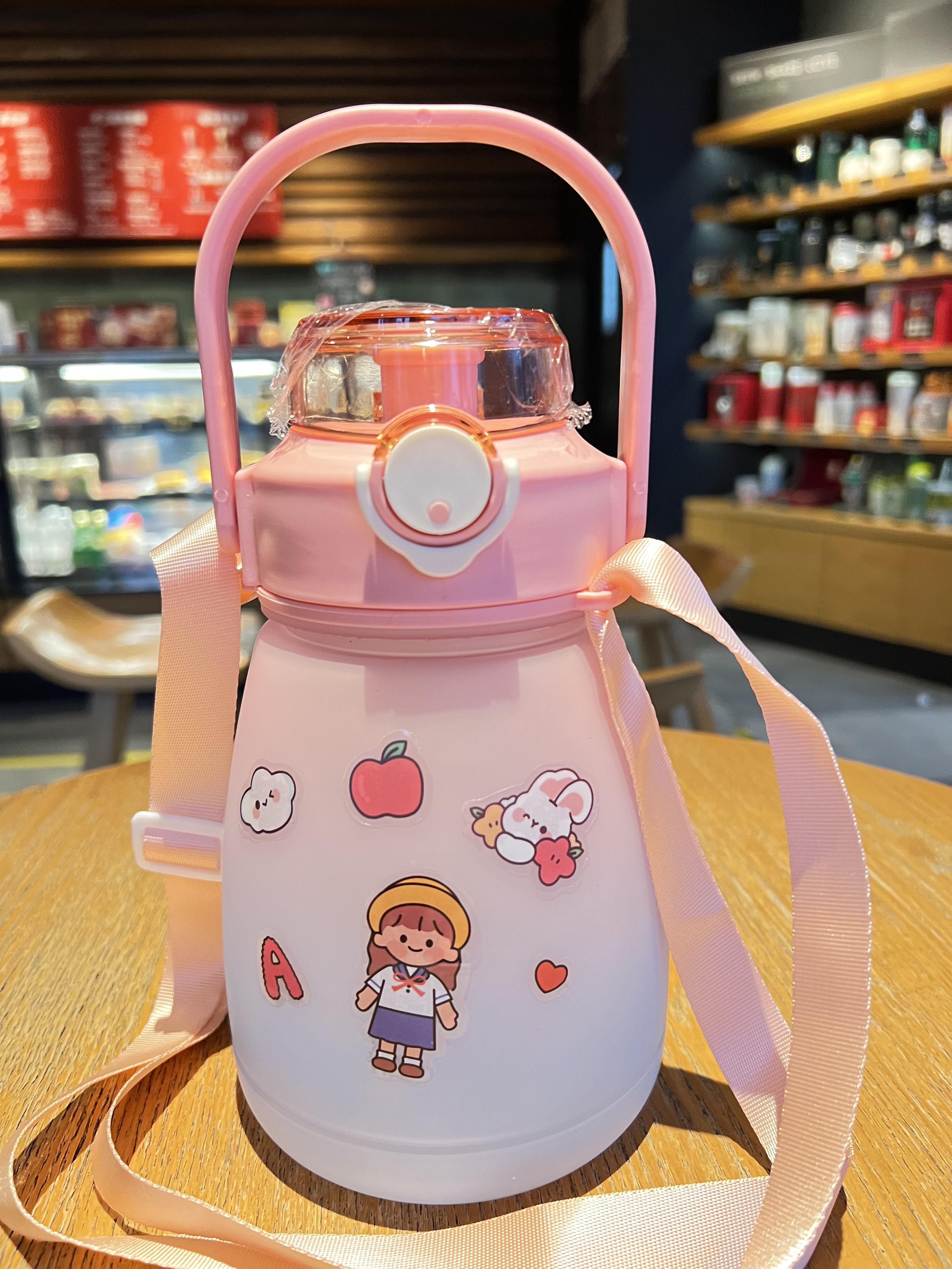 ฟรีสายรัดและสติ๊กเกอร์ ขวดน้ำ ขวดน้ำเด็ก ขวดน้ำพกพา กระบอกน้ำบอกเวลา กระบอกน้ำ ความจุ 1.3L (BPA ...