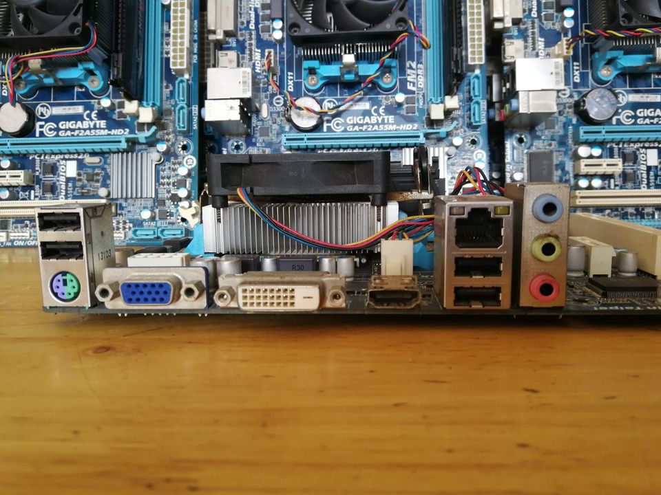 AMD Phenom II X4 B55 3.3 GHz 4คอร์ (เมนบอร์ด) AM3 FX คล่ะรุ่น RAM 4GB ...