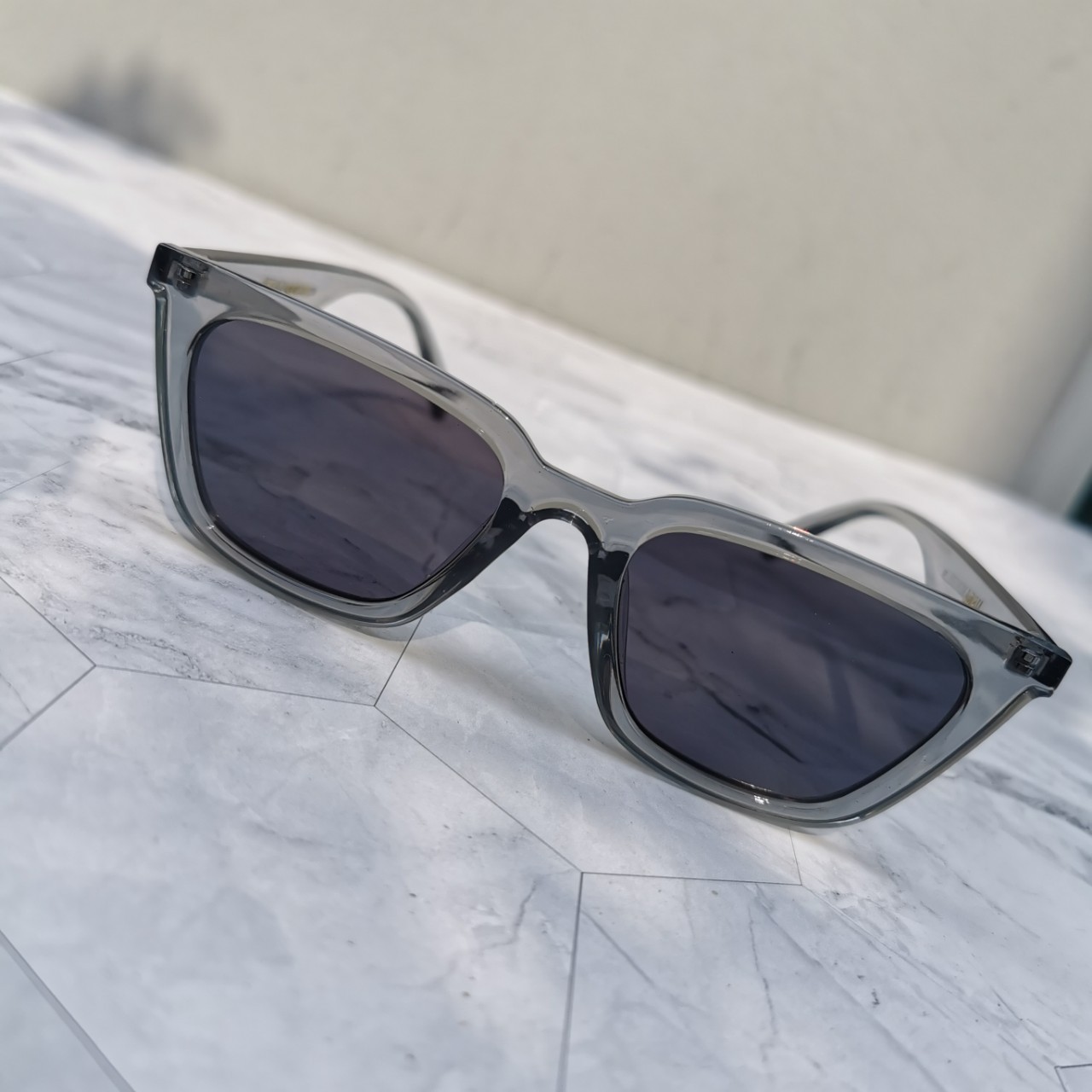 แว่นตากันแดด ทรงสุดเท่ ดีไซน์เกาหลี ใส่ได้ทั้งชายและหญิง งานพรีเมี่ยม ...