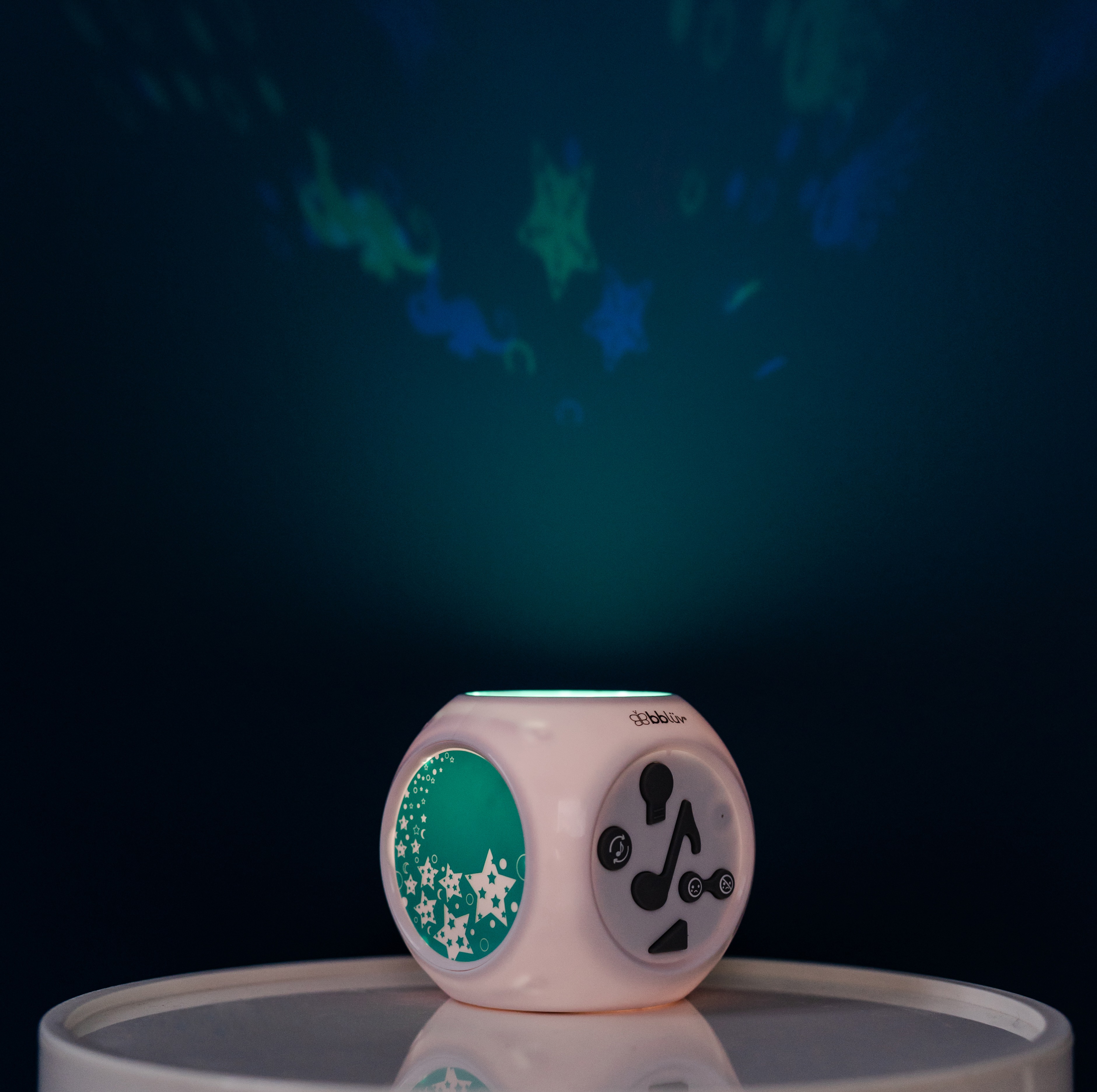 BBluv - Kube Sound Activation Musical Night Light with Projection ...