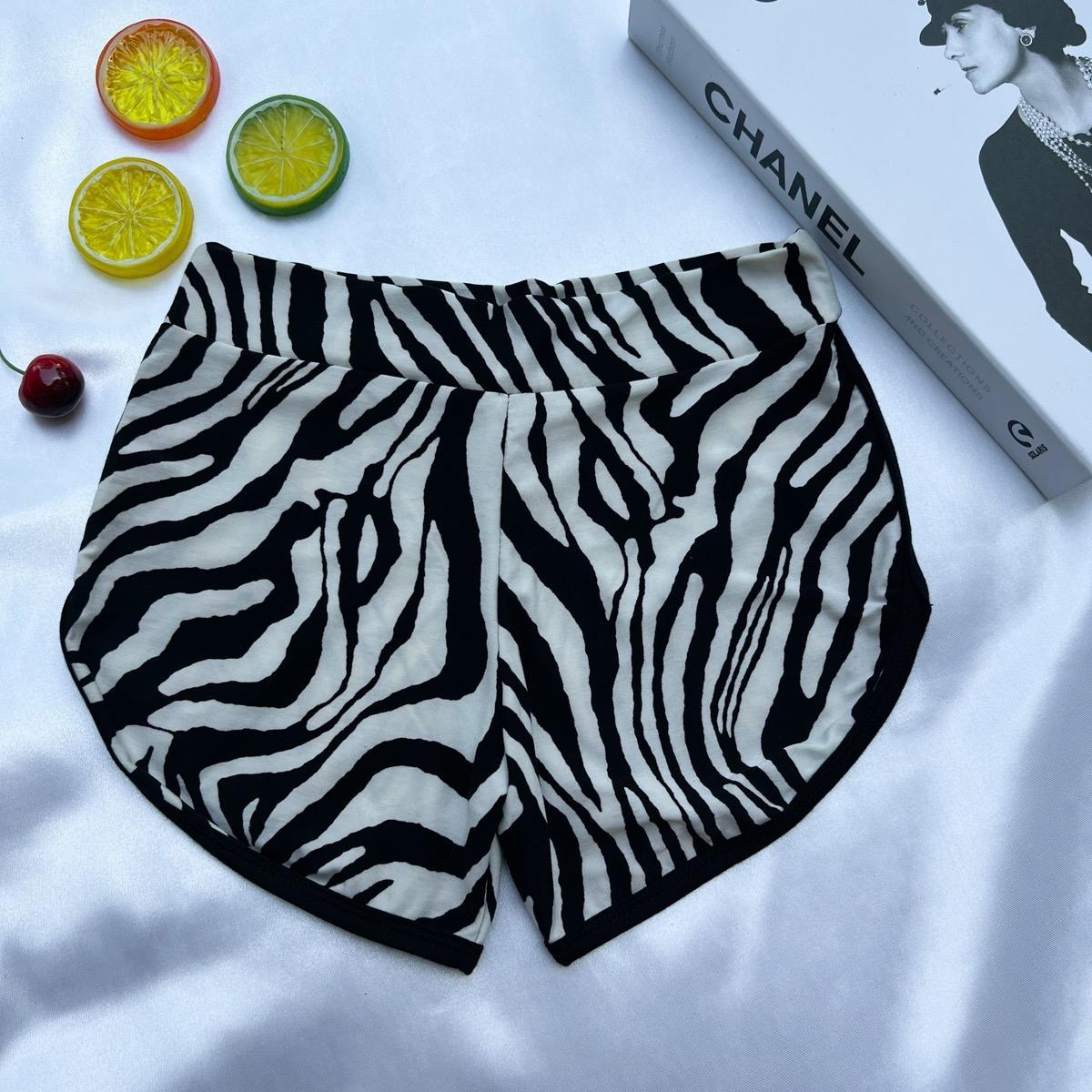 กางเกงสายฝอ เลกกิ้งขาสั้นทรงขาเว้า ใส่ออกกำลังกาย - Moji style - ThaiPick