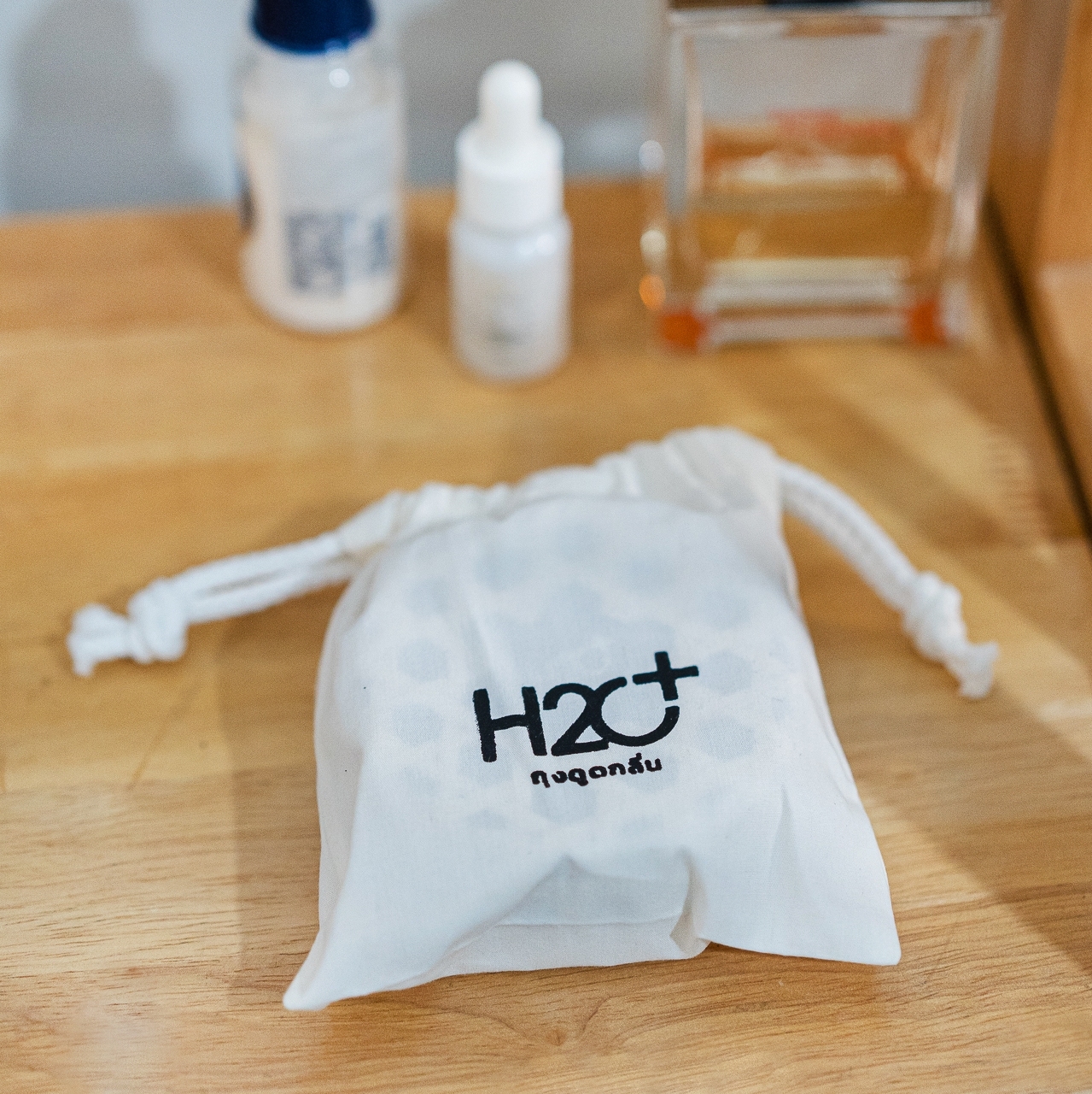 H2O Plus ถ่านออแกนิคดูดกลิ่น ช่วยดูดกลิ่นอับ ปรับอากาศ บริสุทธิ์ สำหรับ ...