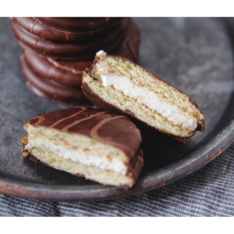 ขนมเกาหลี เค้กวนิลาเคลือบช็อกโกแลตสอดไส้ครีม 몽쉘 크림케이크 Lotte Mon Cher ...