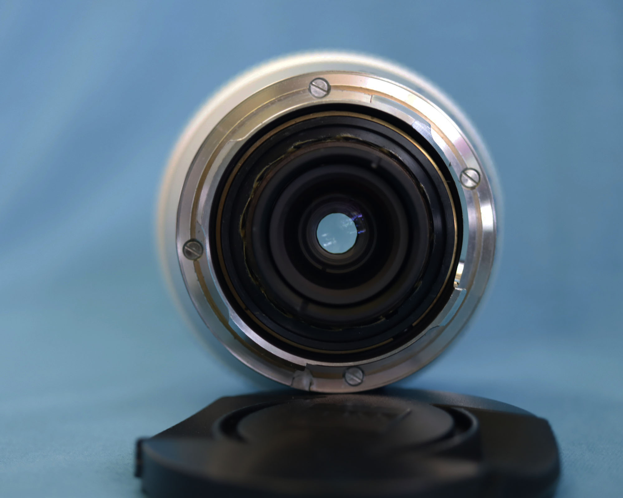 Carl ZEISS Distagon T* 18mm f/4 ZM Lens (Silver), versatile Ultra Wide ...