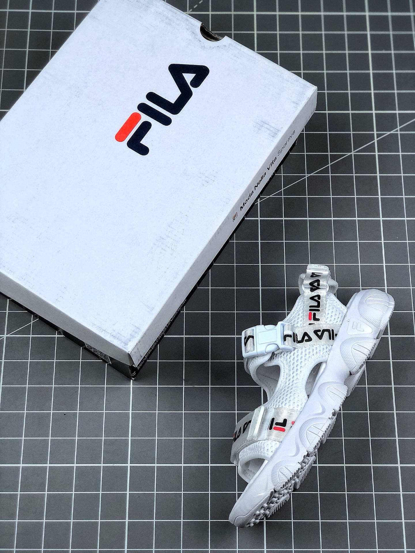 FILA Platform Sandals Genuine รองเท้าแตะรัดส้น SANDAL - z007 - ThaiPick