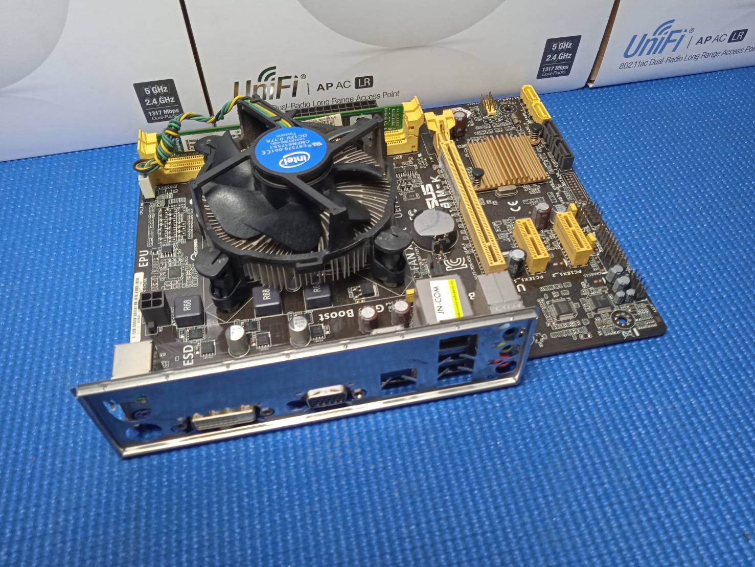 เมนบอร์ด ASUS H81M-K Socket 1150 CPU G3260 3.30 GHz แรม 4GB พร้อมฝาหลัง สวยๆ (สินค้าส่งเร็ว100% ...