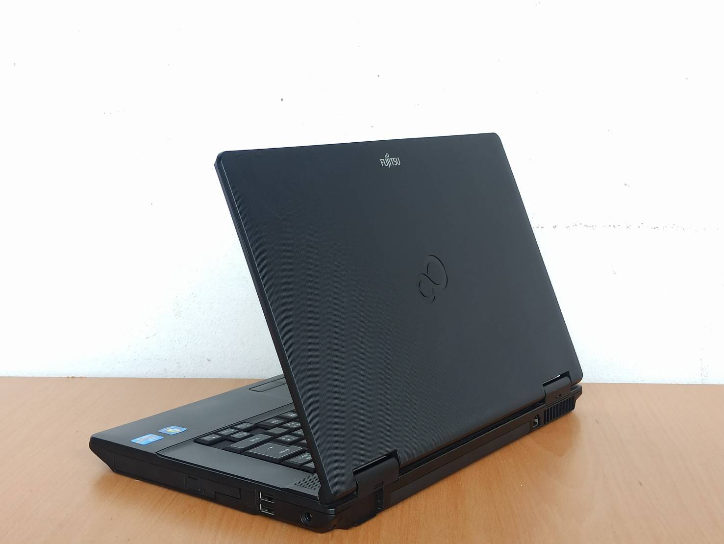 NOTEBOOK FUJITSU LIFEBOOK A561 CPU CORE i5 - King IT Computer - ThaiPick