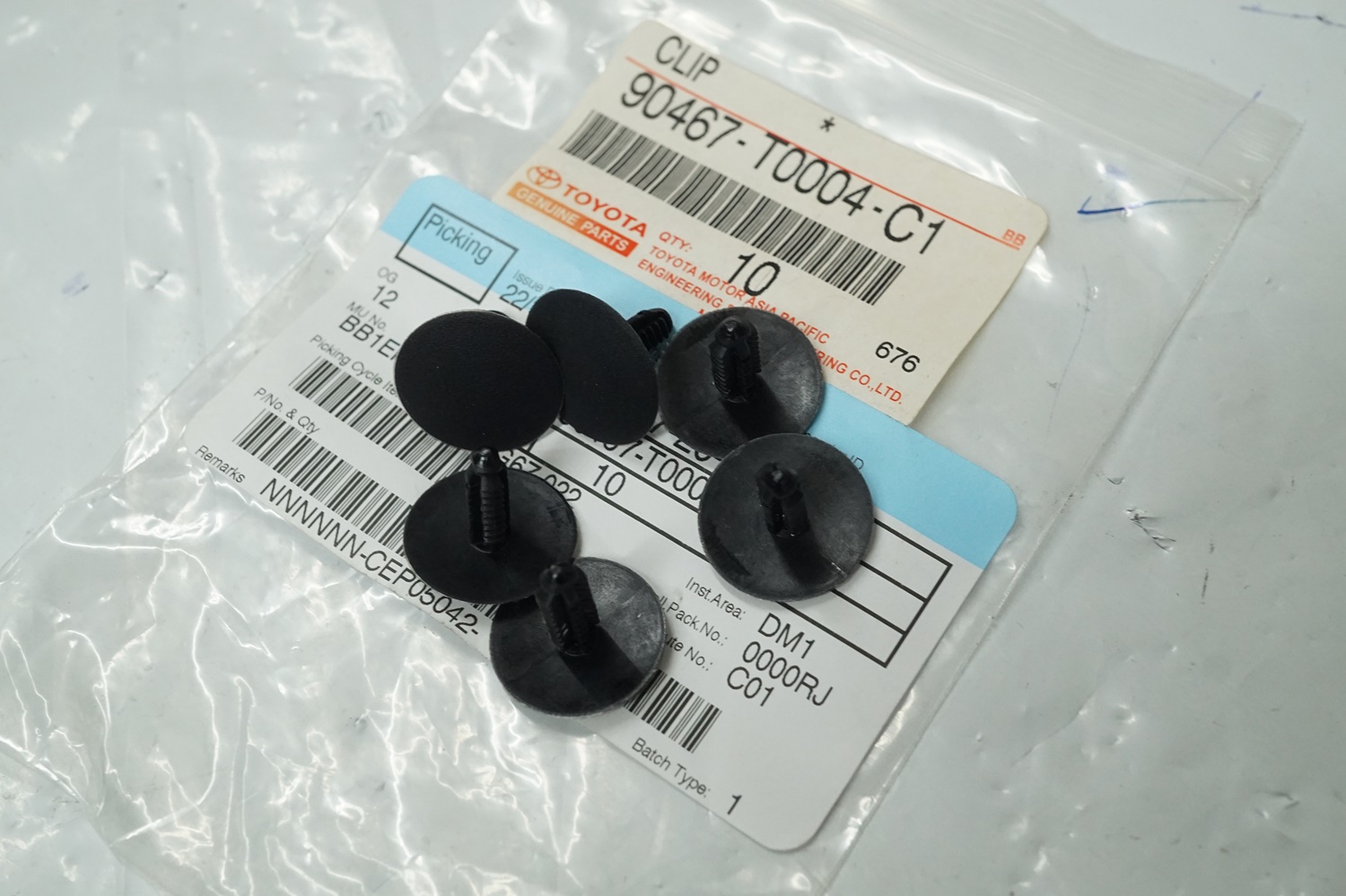 6ตัว 90467-T0004-C1 คลิปรัดยางกันฝุ่นรถยนต์สำหรับ Toyota New Fortuner ...