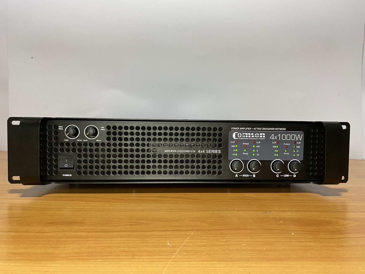 แอมพลิฟายเออร์มืออาชีพ POWER AMPLIFER 4 CH+ACTIVE CROSSOVER NETWORK ...