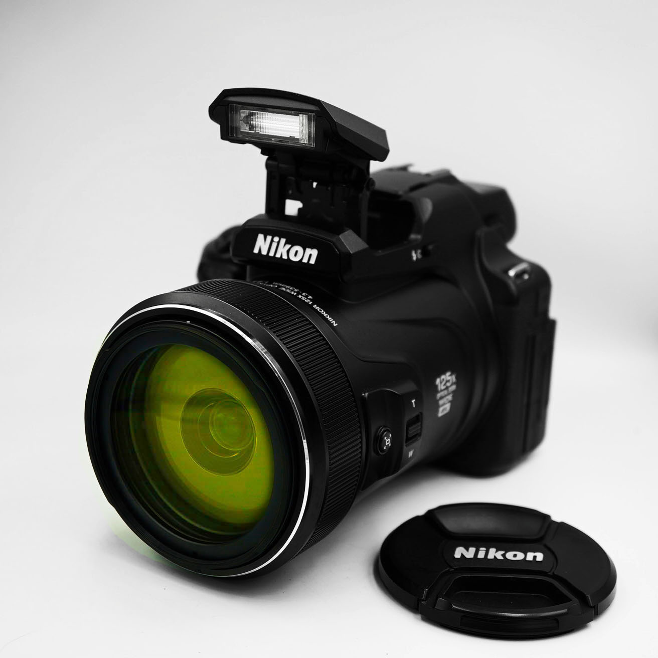 Nikon Coolpix P1000 Camera Black 125x Zoom (24-3000mm) EVF Wi-Fi พลัง ...