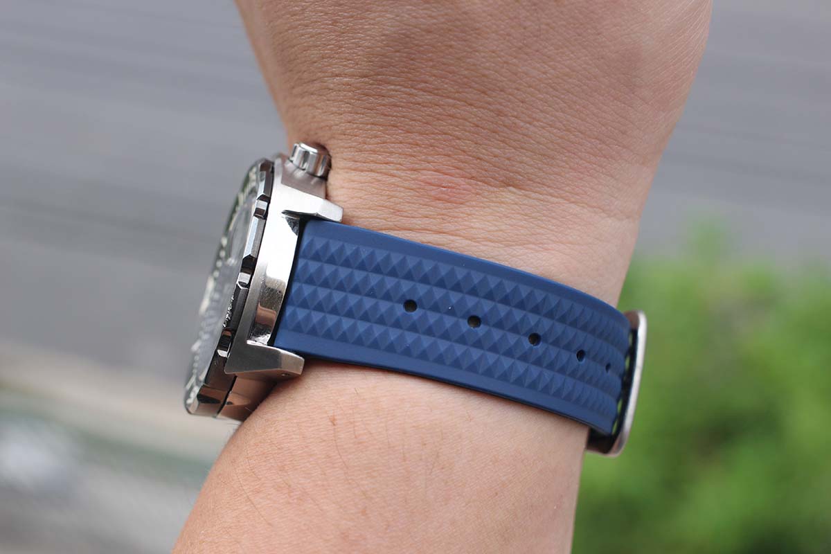 สายนาฬิกา สายยาง รุ่น Blue Waffle Straps 20mm - OVERWRIST - ThaiPick