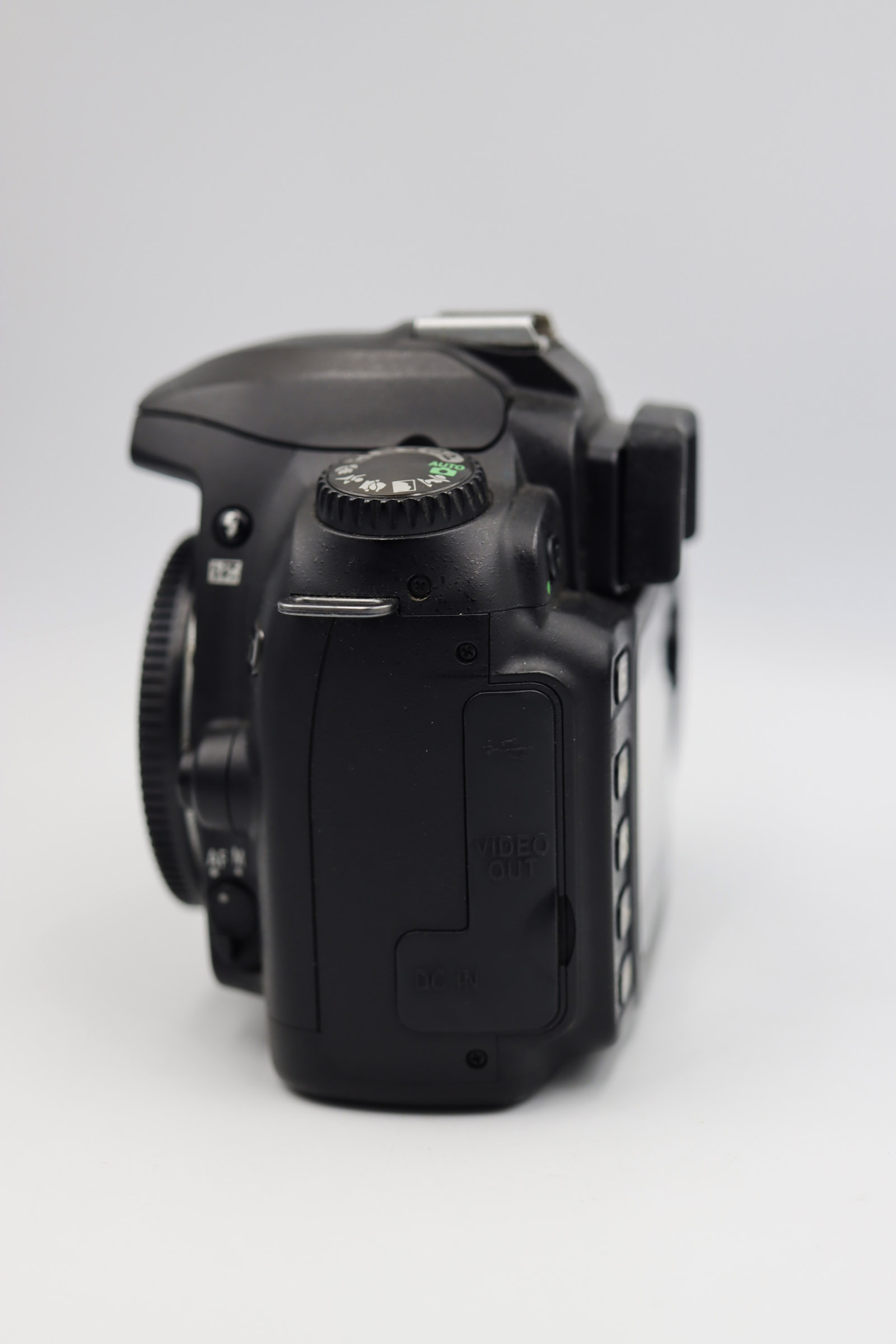 Nikon D50 Digital SLR Camera - Black Body DSLR DX Format CCD image ...