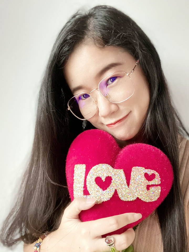 แว่นออโต้เลนส์ เปลี่ยนสี ร้าน ANNNI เมื่อออกแดด ได้จริง ภายใน5-10วินาที ...