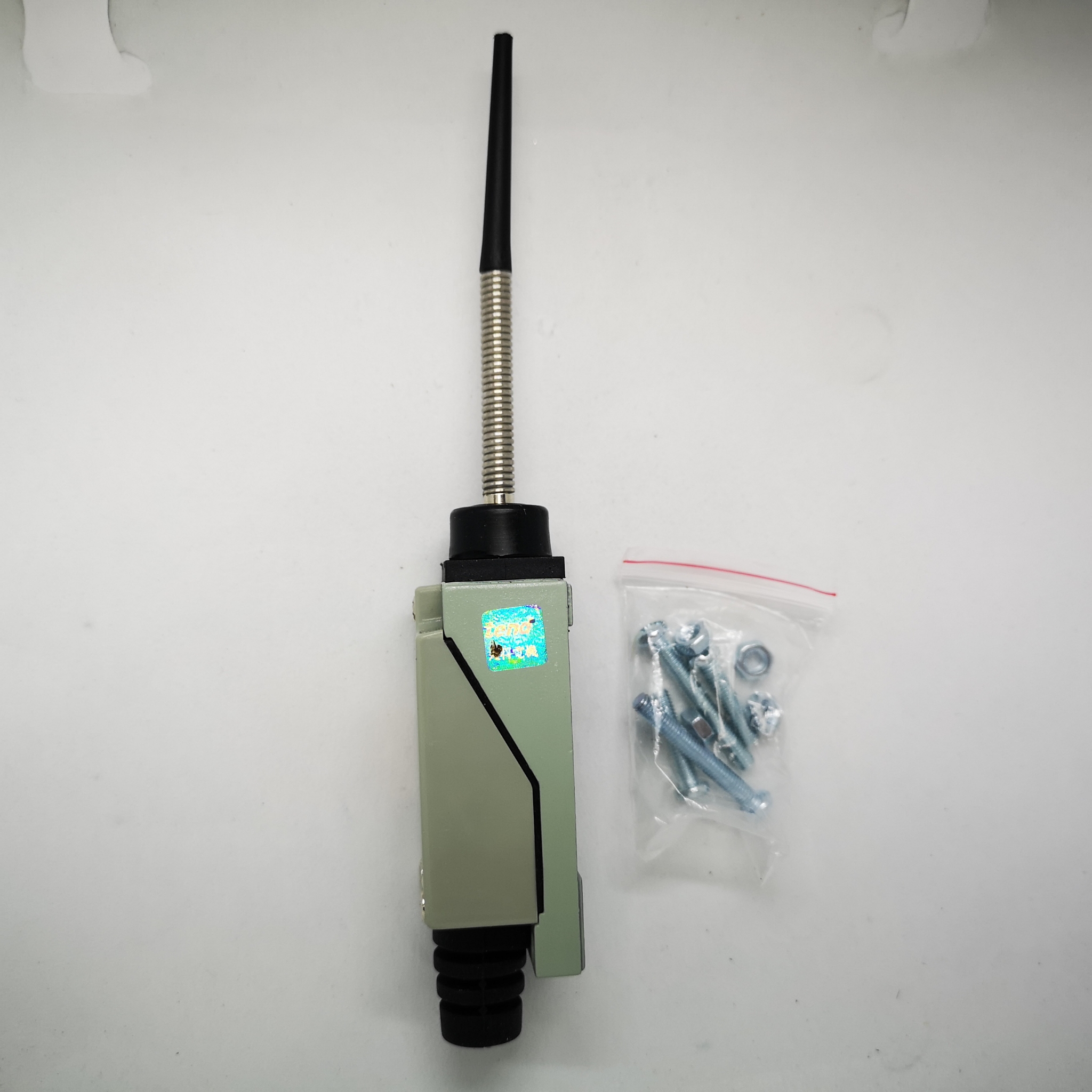 TZ-8166 Limit Switch ลิมิตสวิทช์ หางหนู 8166 5A / 240VAC 1NO, 1NC (แพ็ค1ตัว) ยี่ห้อ PNC,ZTของแท้ ...