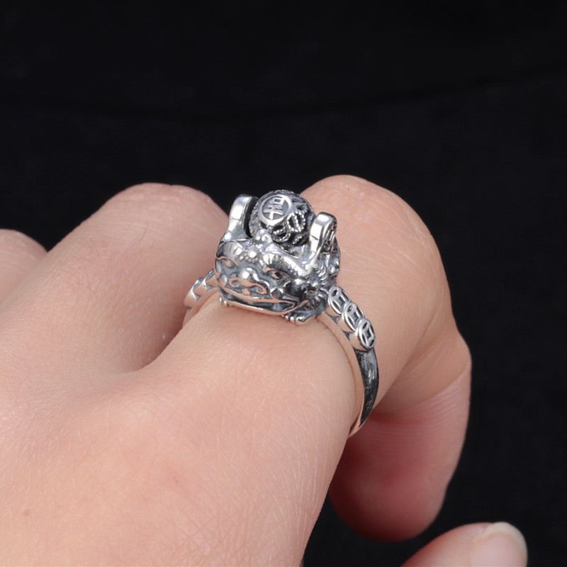 LR-S925 เงินสเตอร์ลิงปี่ซิ่วริงย้อนยุค แหวนนำโชค เหรียญ ฮวงจุ้ย ลูกบอลกลมหมุนได้ แหวนมงคล ปรับ ...