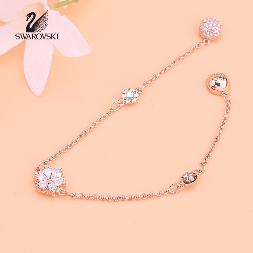 Swarovski 100%swarovskiแท้ REMIX Bracelet สร้อยข้อมือแม่เหล็กที่มองไม่เห็นเกล็ดหิมะแบบเรียบง่าย ...